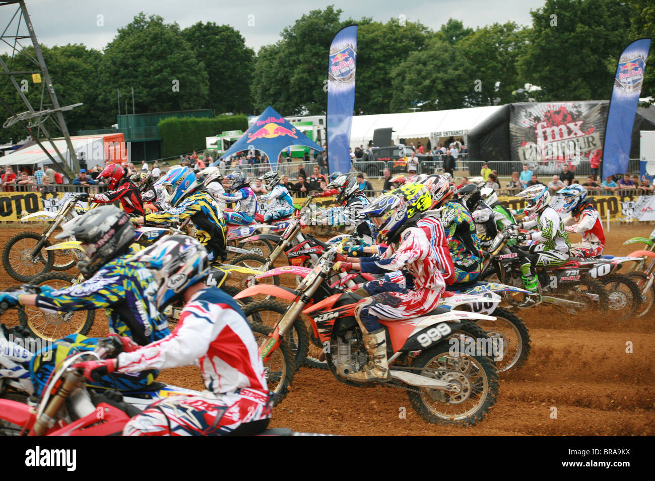 Red bull racing race start hi-res stock photography and images - Alamy