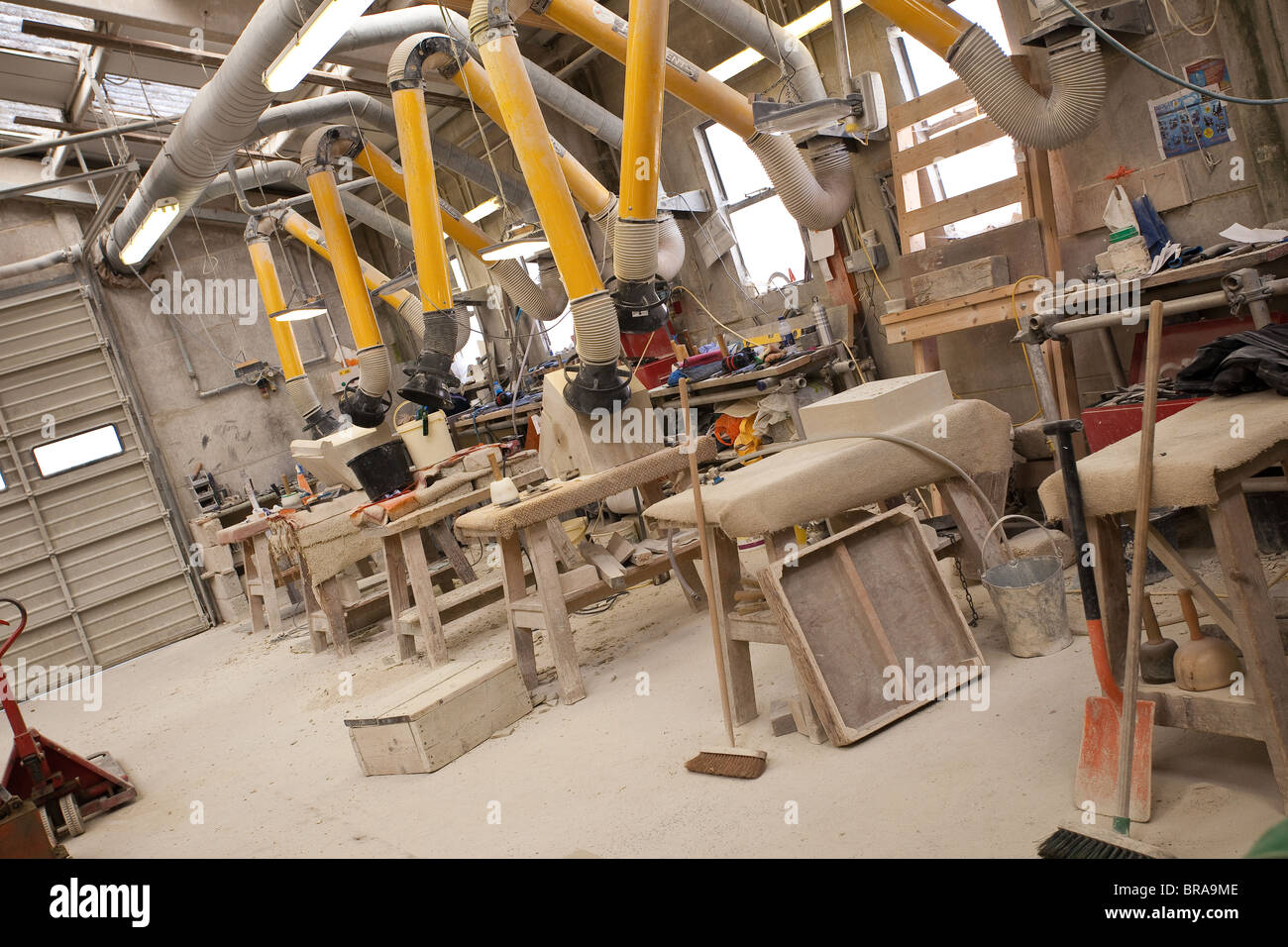 Restoration stonemason hi-res stock photography and images - Alamy