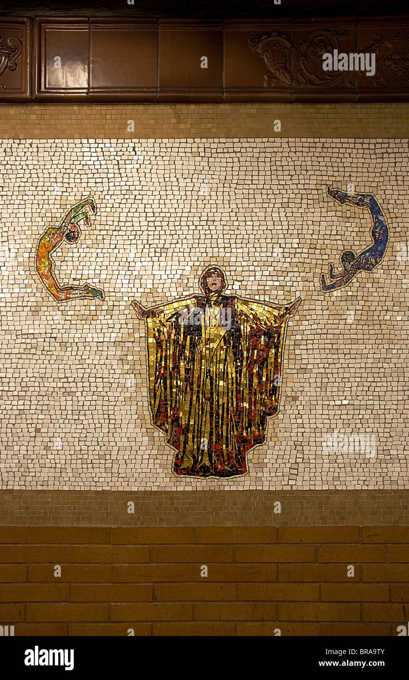 Subway mosaic art Diva Goddess and acrobats created by Nancy Spiro from ...