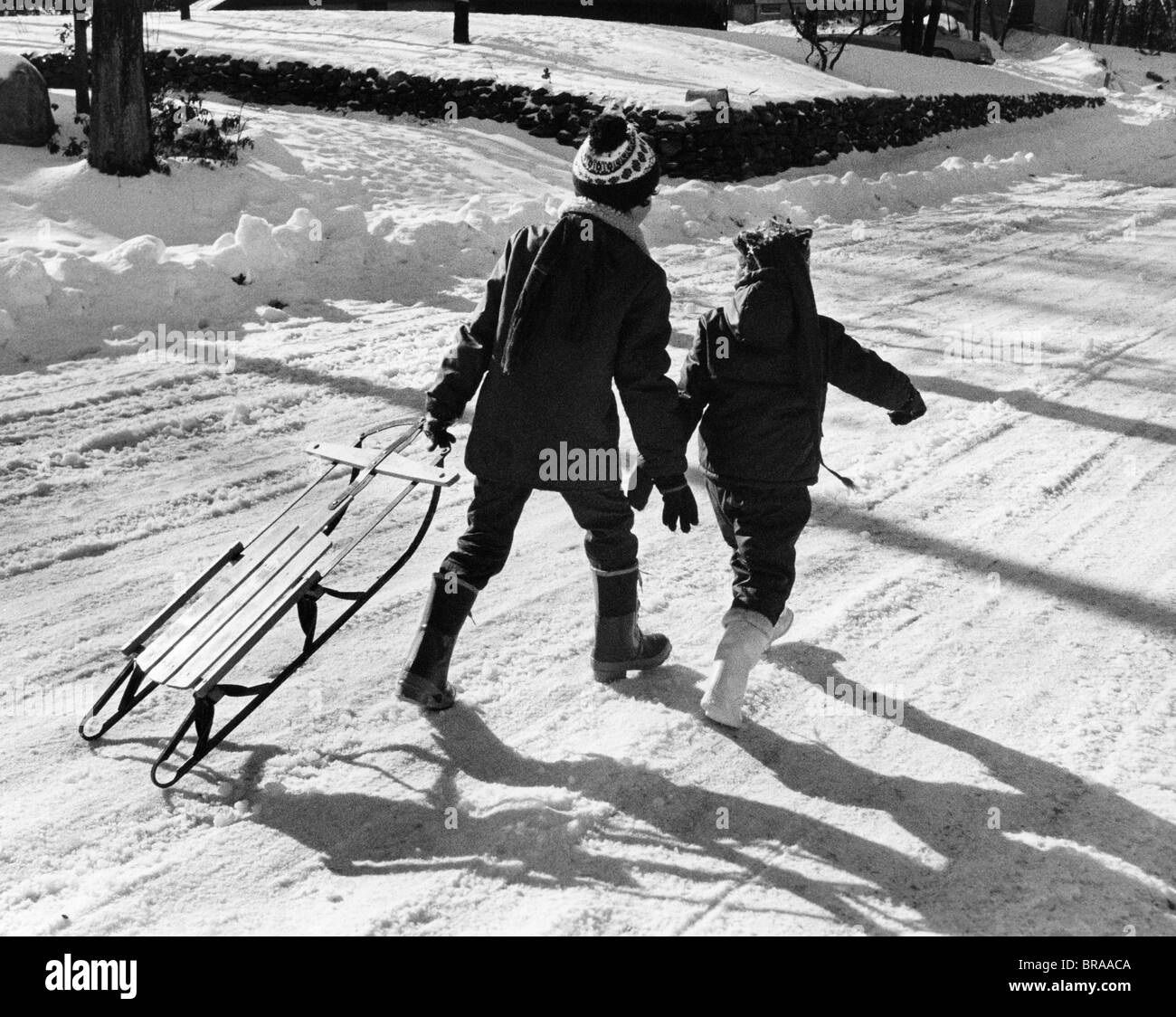 Children snow nostalgia hi-res stock photography and images - Alamy