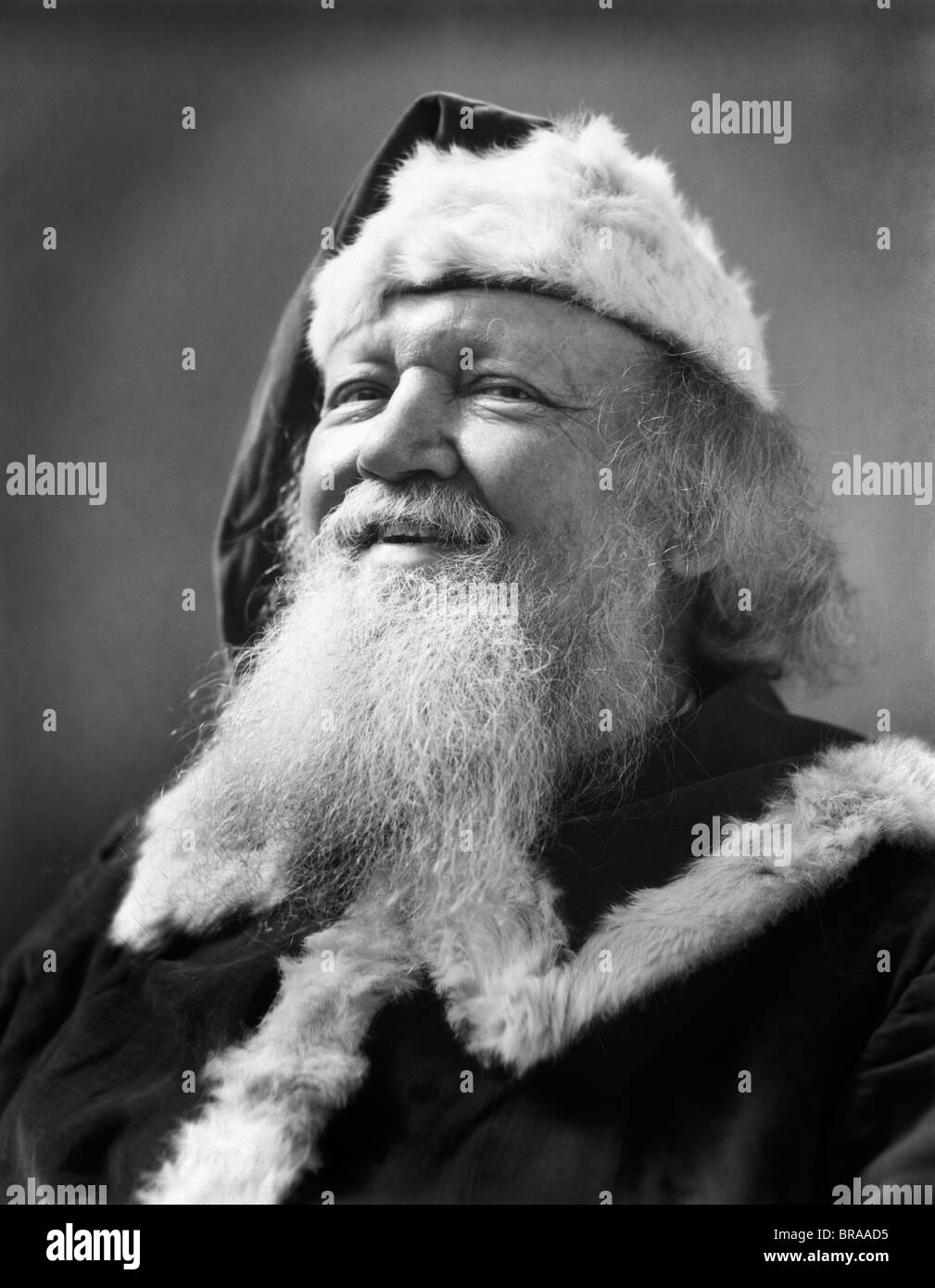 Old fashioned santa claus Black and White Stock Photos & Images - Alamy