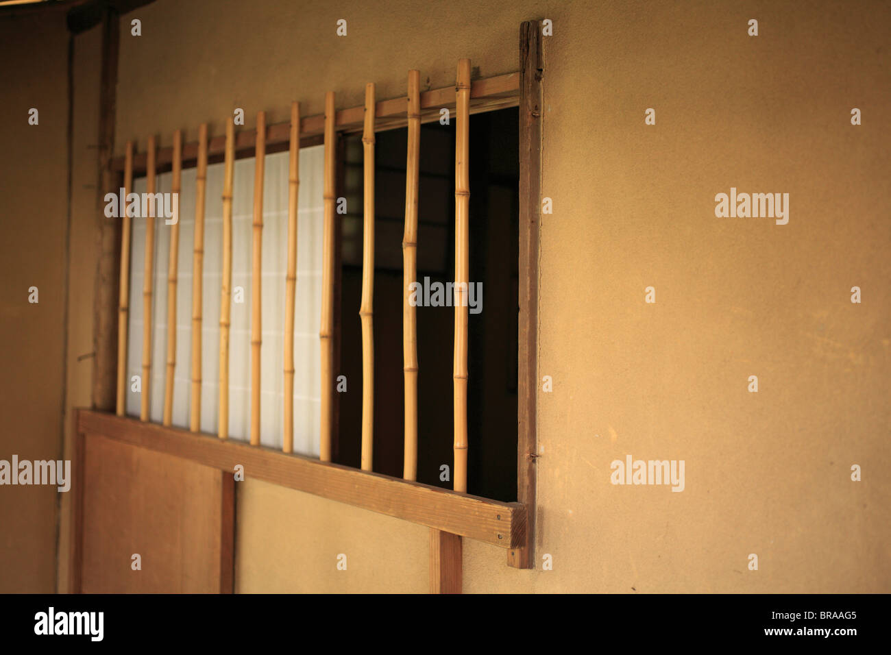 Japanese old wooden window Stock Photo - Alamy