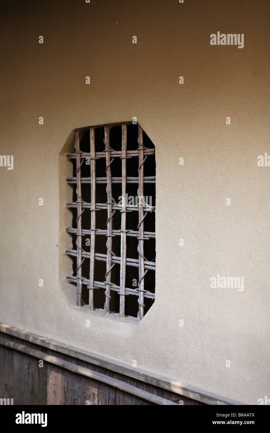 Japanese old wooden window Stock Photo - Alamy