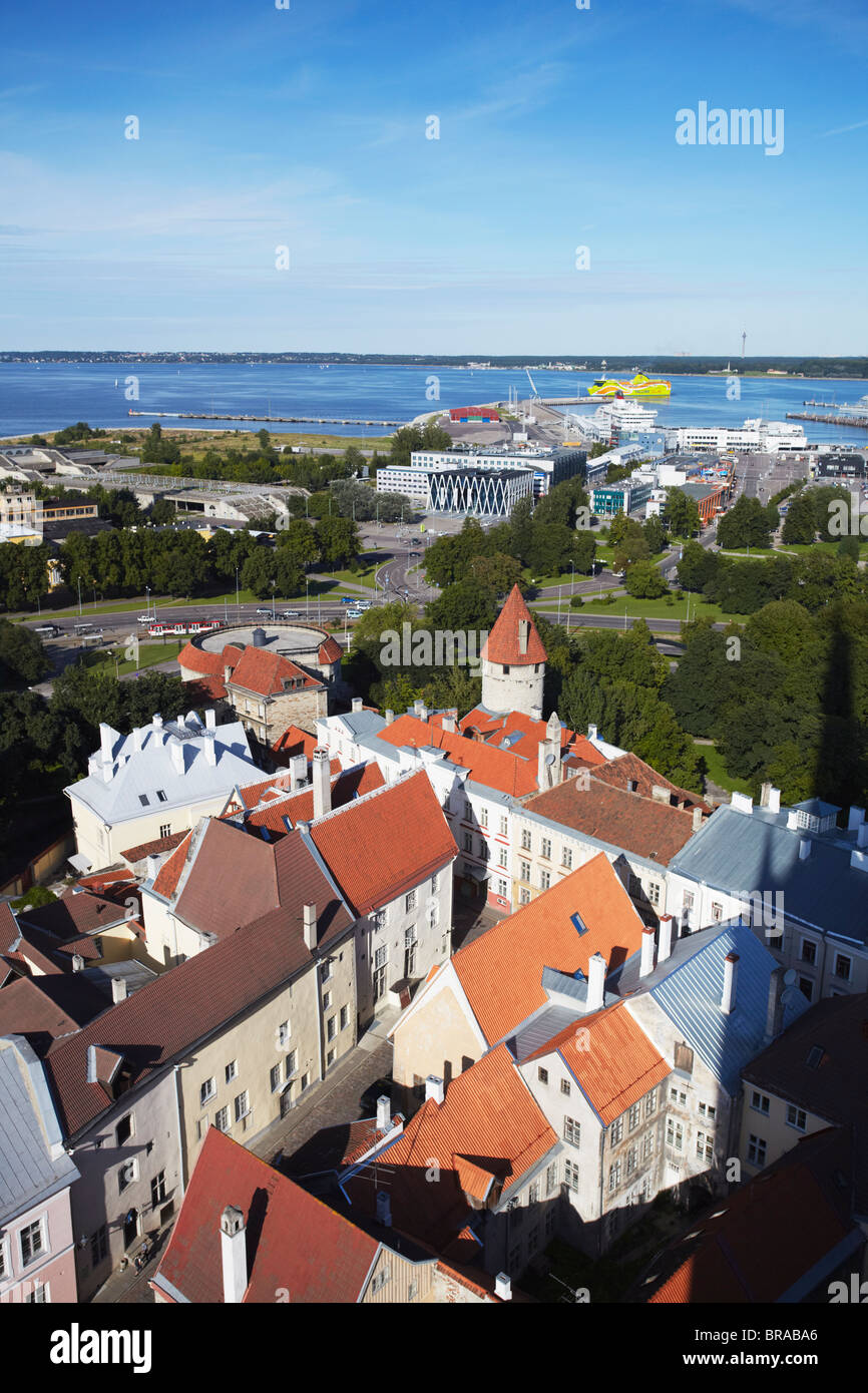 Ferry terminal town hi-res stock photography and images - Alamy