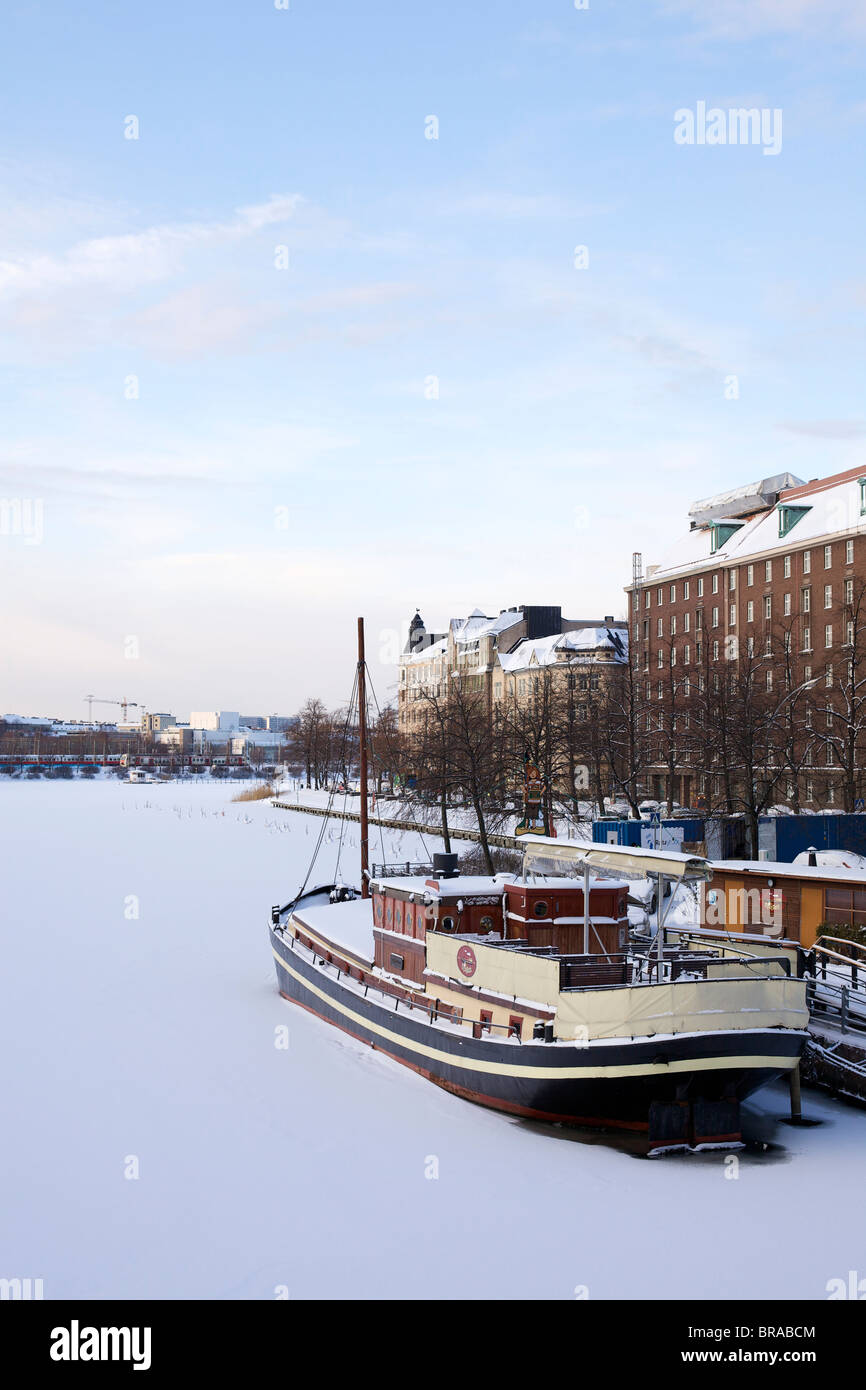 Helsinki seasons hi-res stock photography and images - Alamy