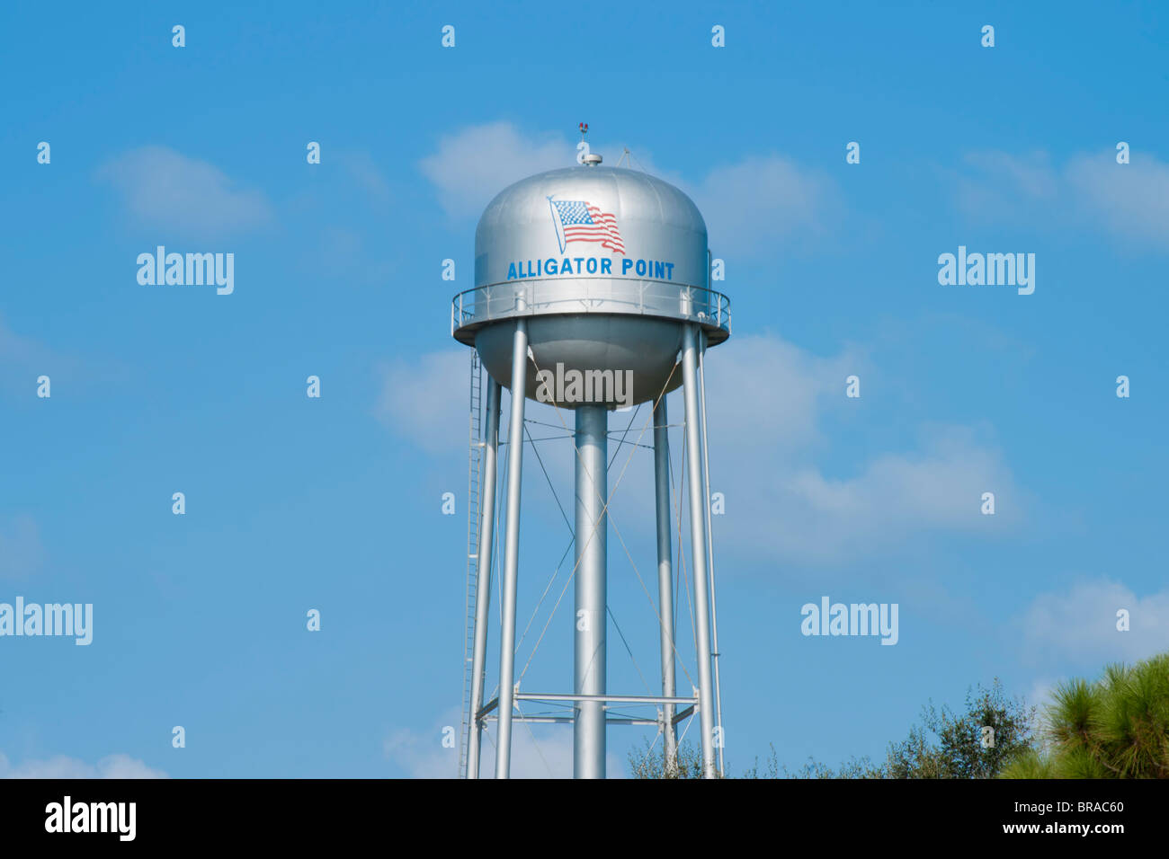 Silver water tower hi-res stock photography and images - Alamy
