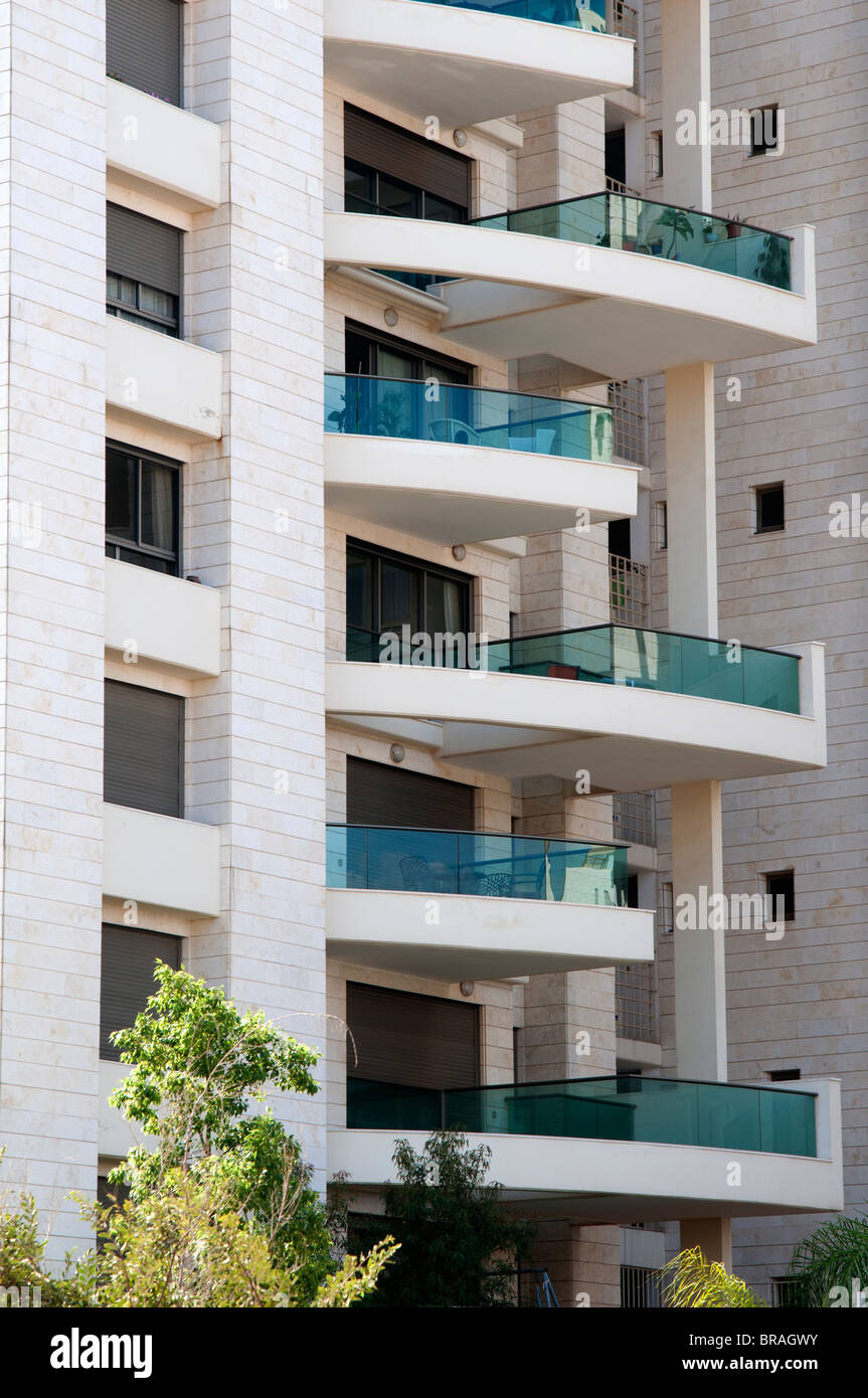Tel Aviv condominiums Stock Photo - Alamy