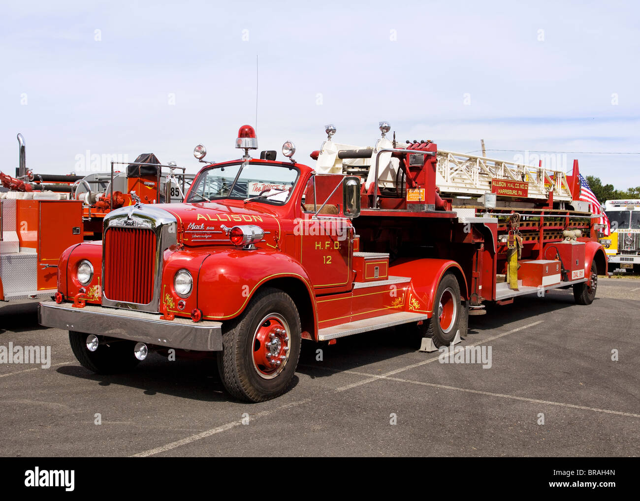 Mack fire truck hi-res stock photography and images - Alamy