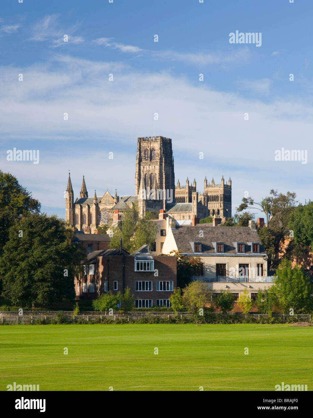Durham cathedral exterior hi-res stock photography and images - Alamy
