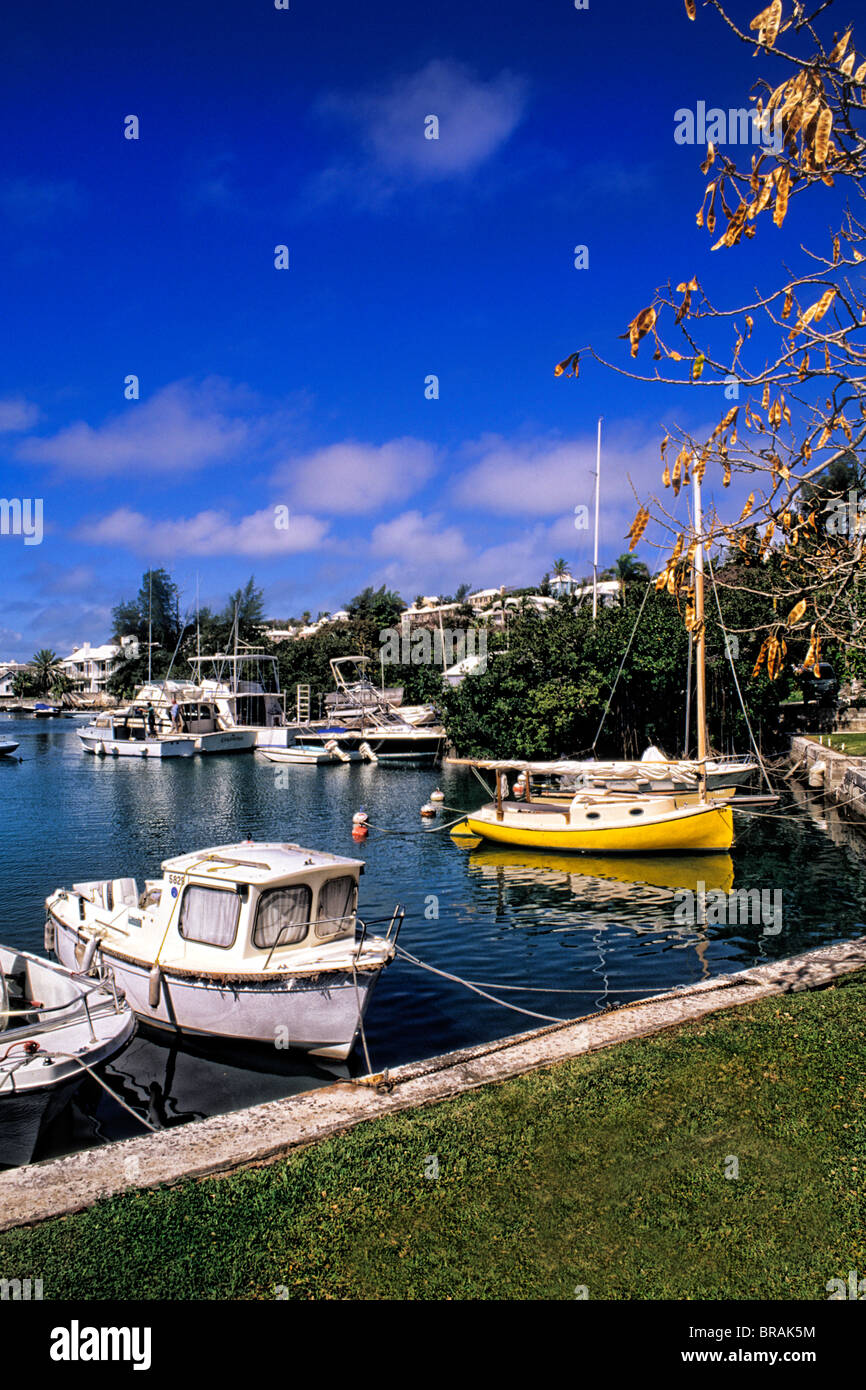 Bermuda Colorful Crow Lane Park with boats in water at harbour in ...