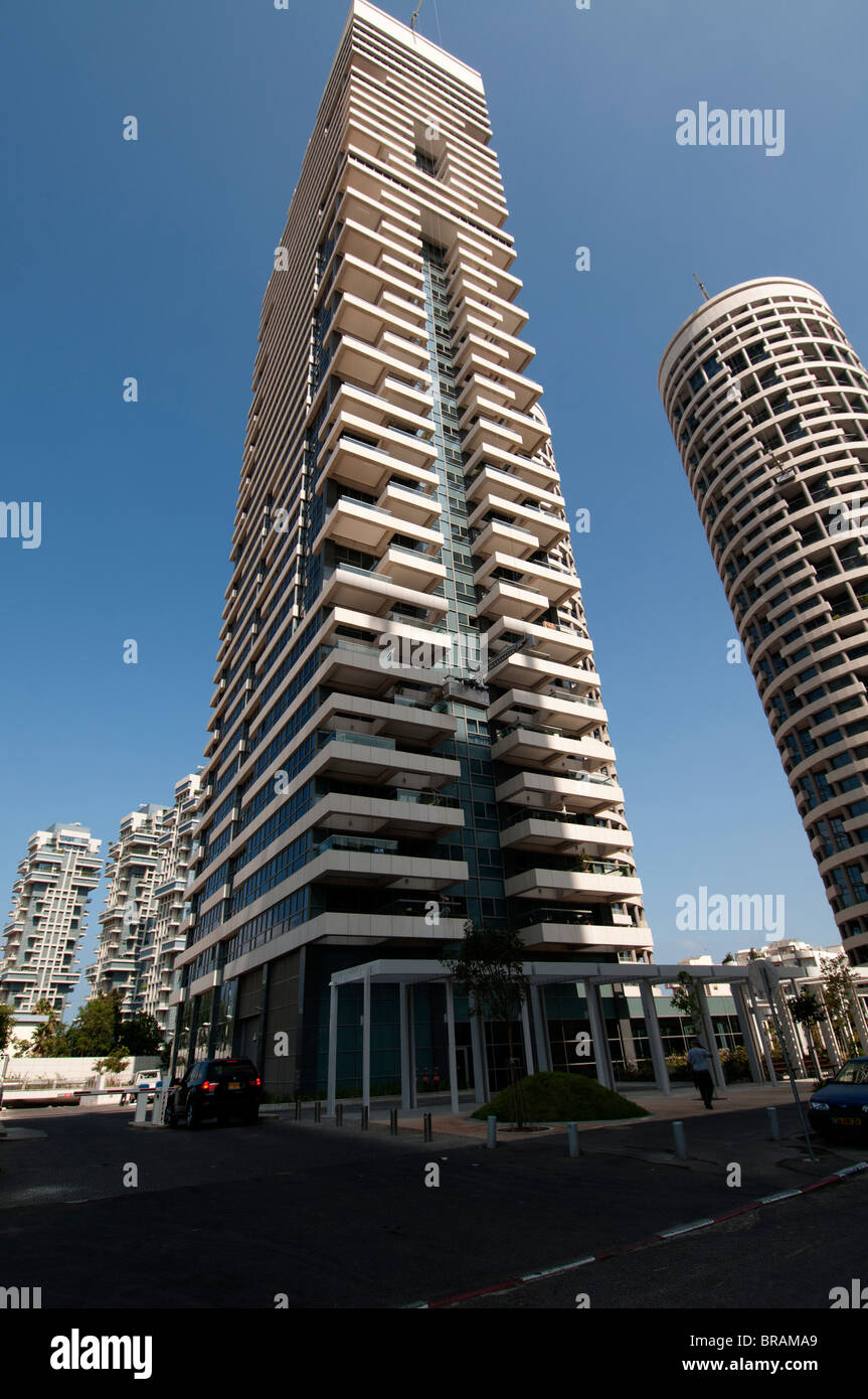 Tel aviv Residential Hi Rises Stock Photo - Alamy