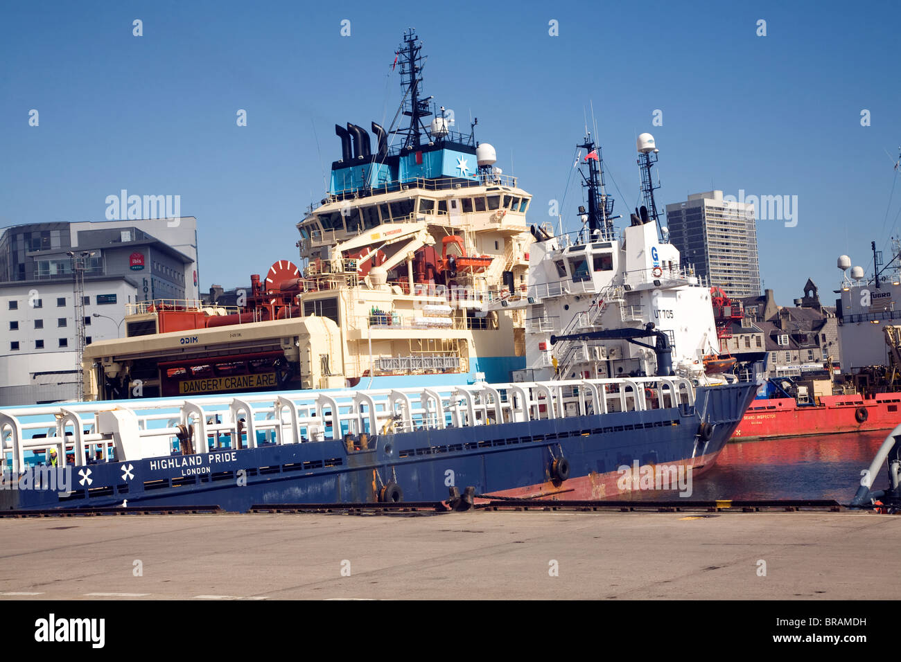 Port of aberdeen hi-res stock photography and images - Alamy