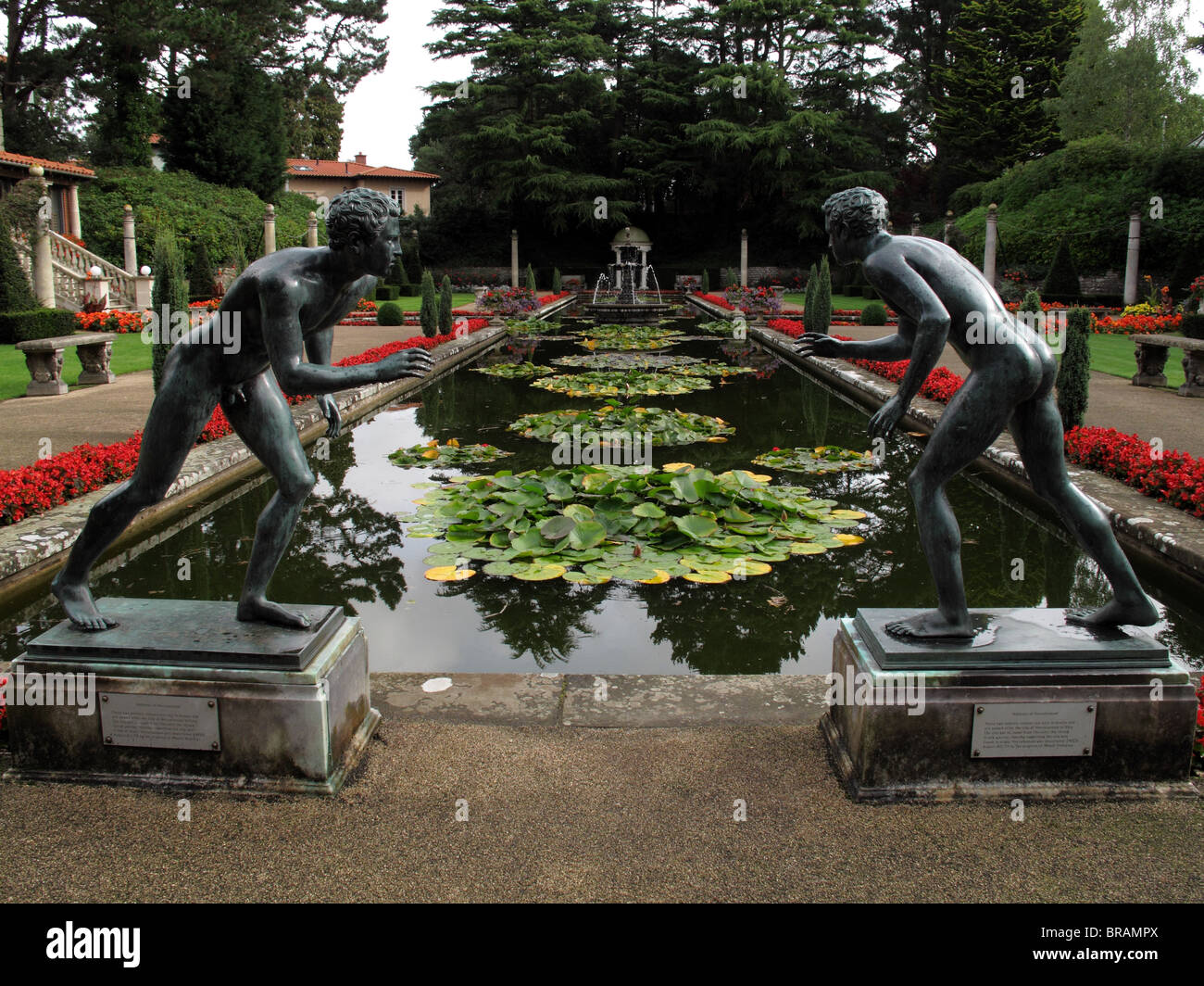 Italian garden Compton Acres Stock Photo - Alamy