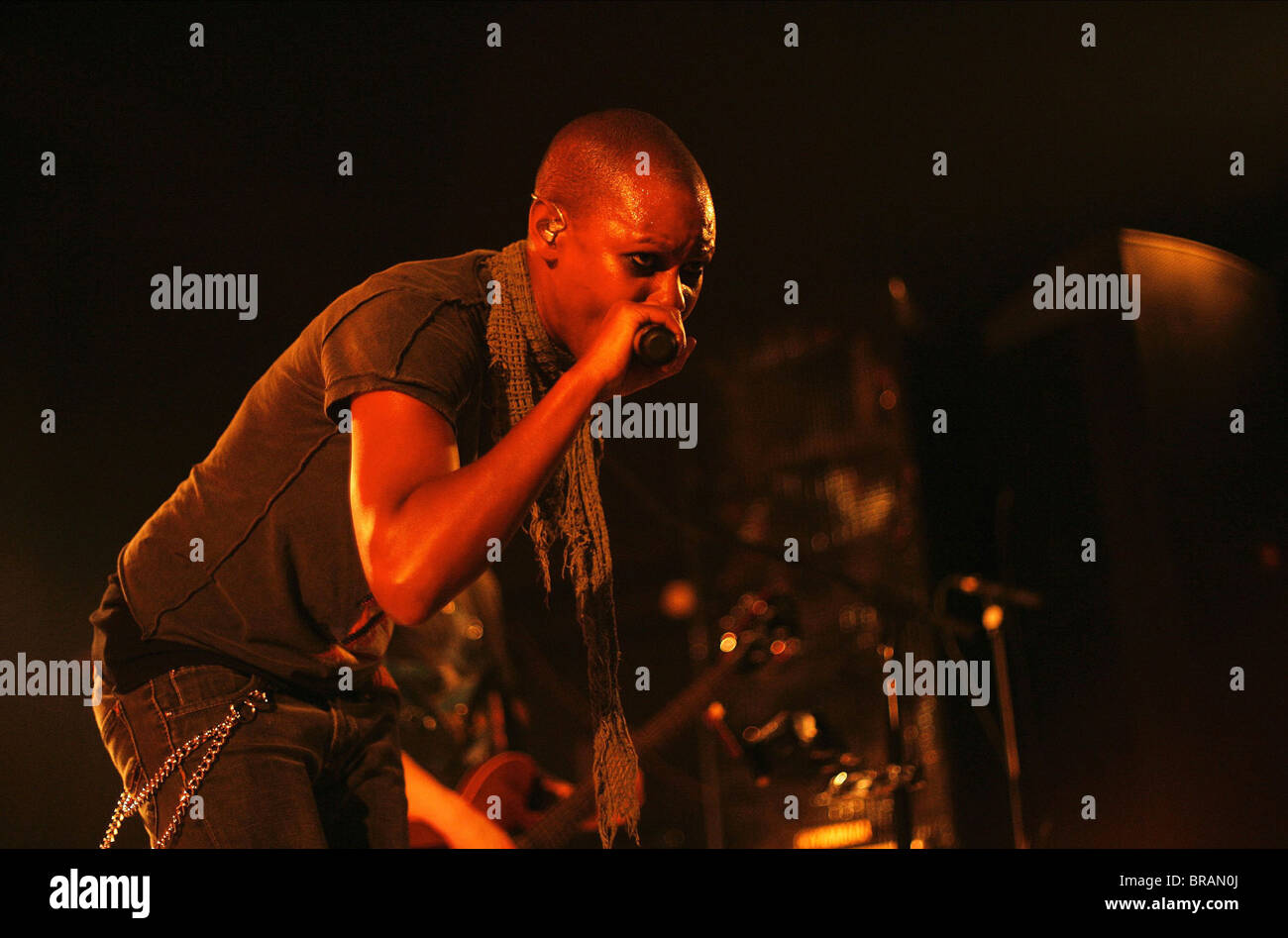 Skin singer hi-res stock photography and images - Alamy