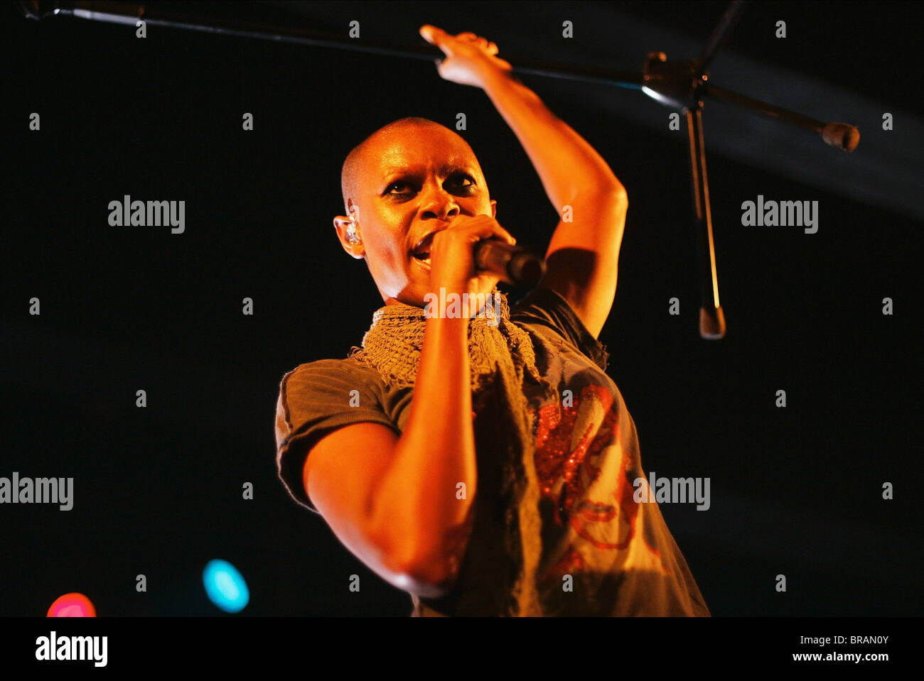 Skin singer hi-res stock photography and images - Alamy