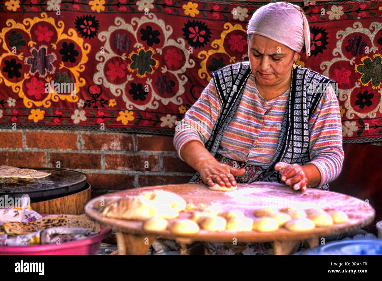 Muslim woman at work europe hi-res stock photography and images - Alamy