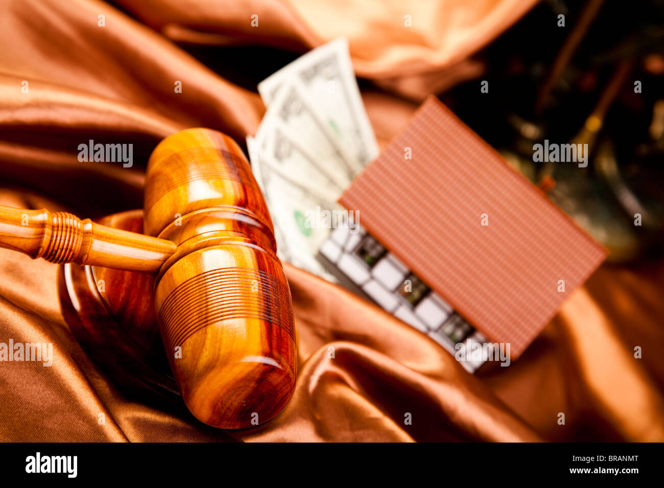 Judges wooden gavel Stock Photo - Alamy