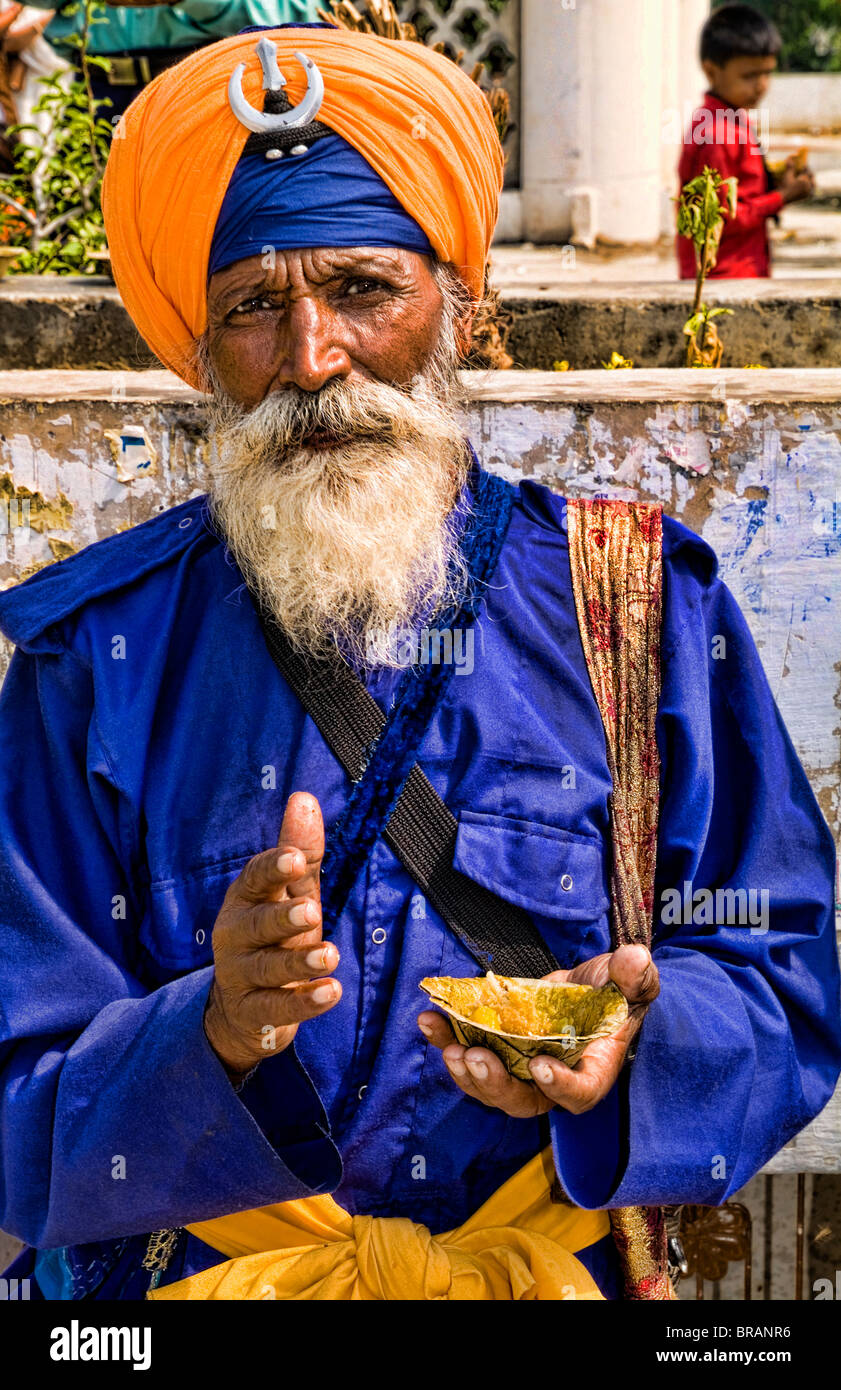 Portrait of colorful Sika Hindu religious man in famous Bangla Shib ...