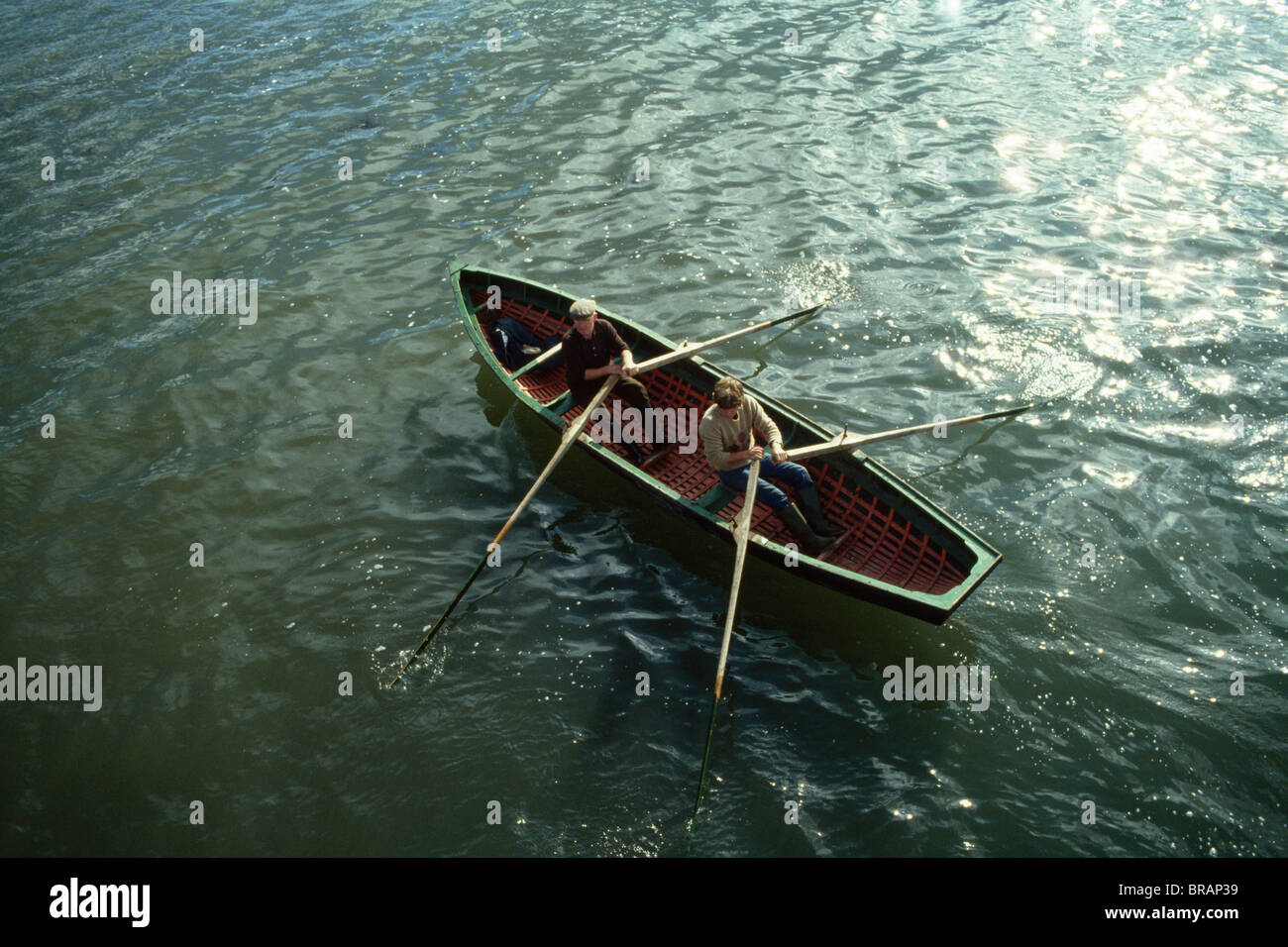 Irish currach boat hi-res stock photography and images - Alamy