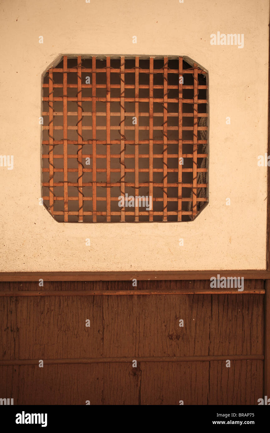 Japanese old wooden window Stock Photo - Alamy