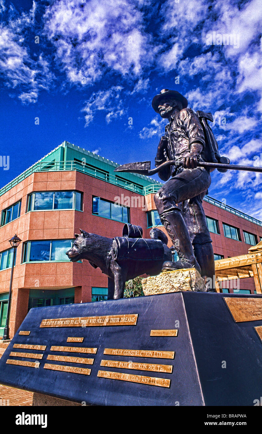 Gold miner statue hi-res stock photography and images - Alamy