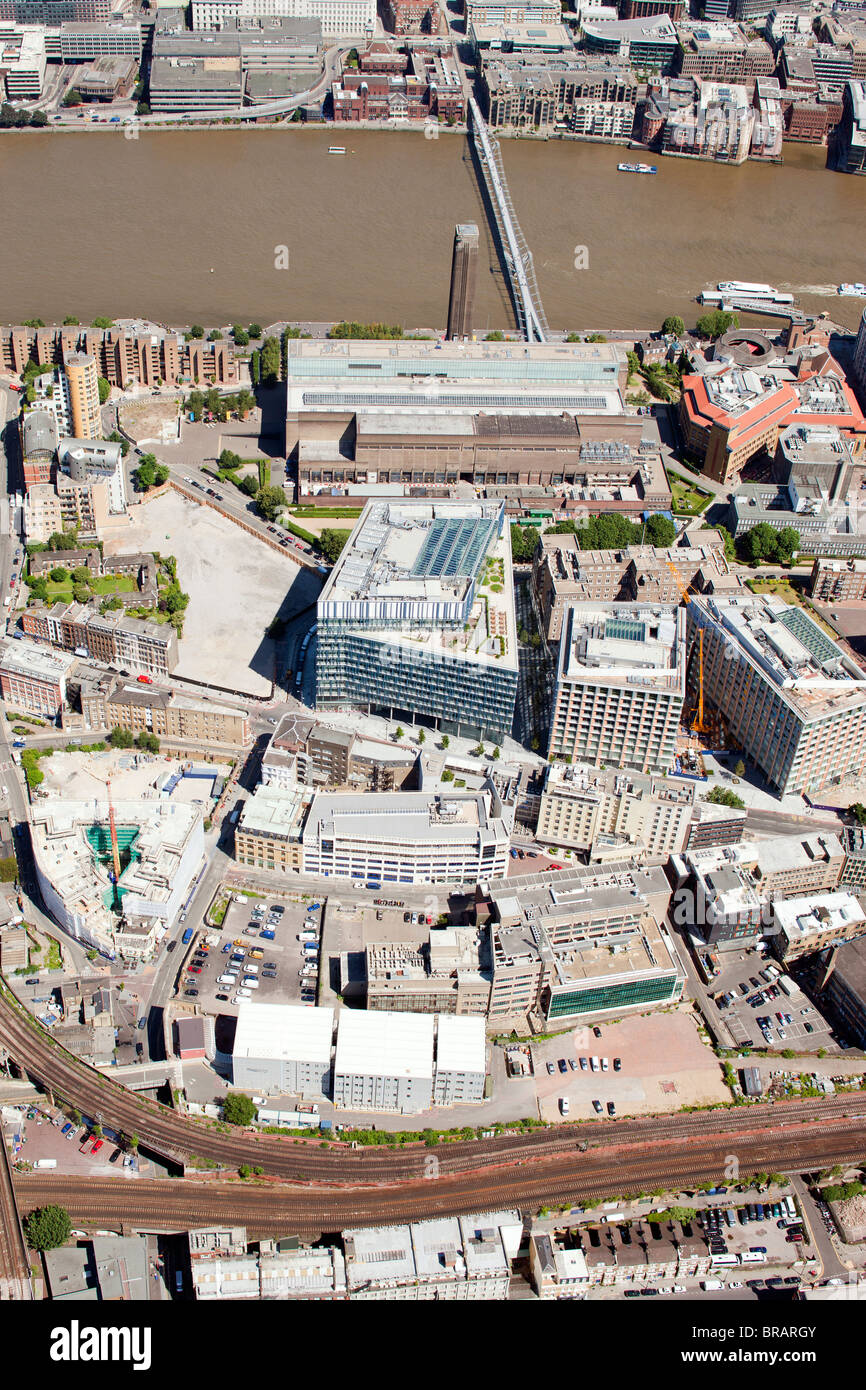 Tate modern aerial view hi-res stock photography and images - Alamy