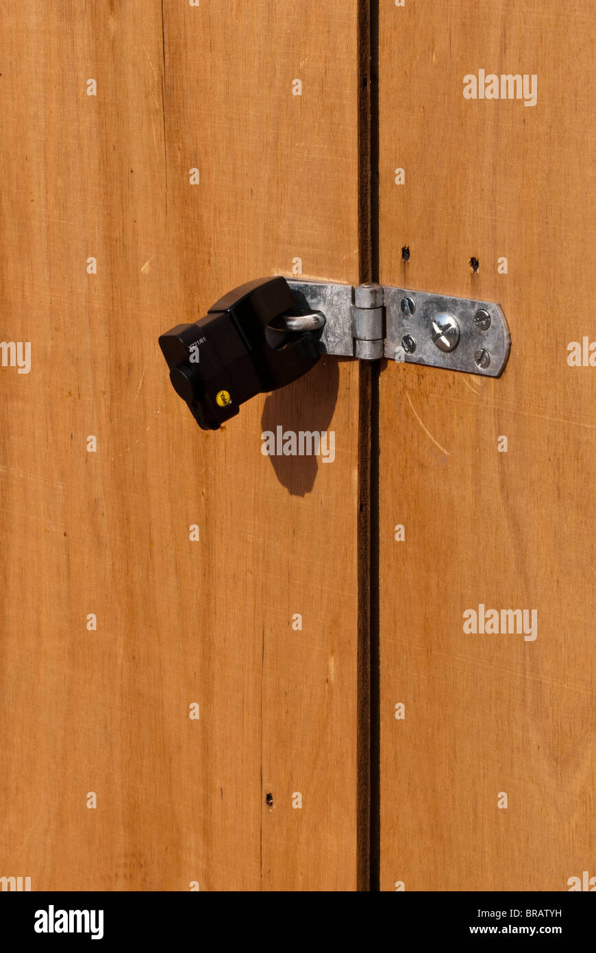Heavy padlock hi-res stock photography and images - Alamy