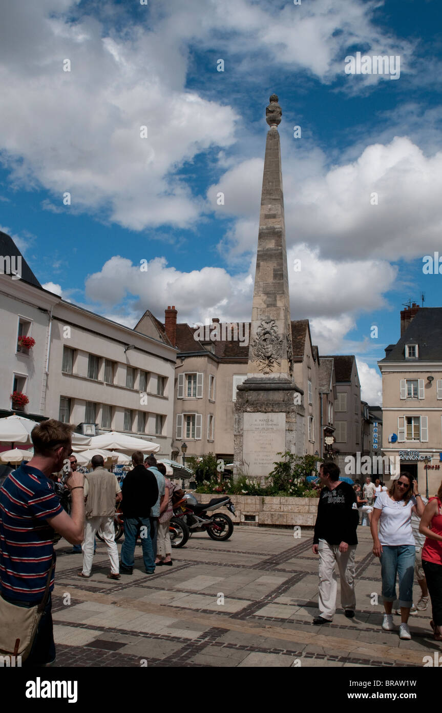 Main square, Chartres, France Stock Photo - Alamy