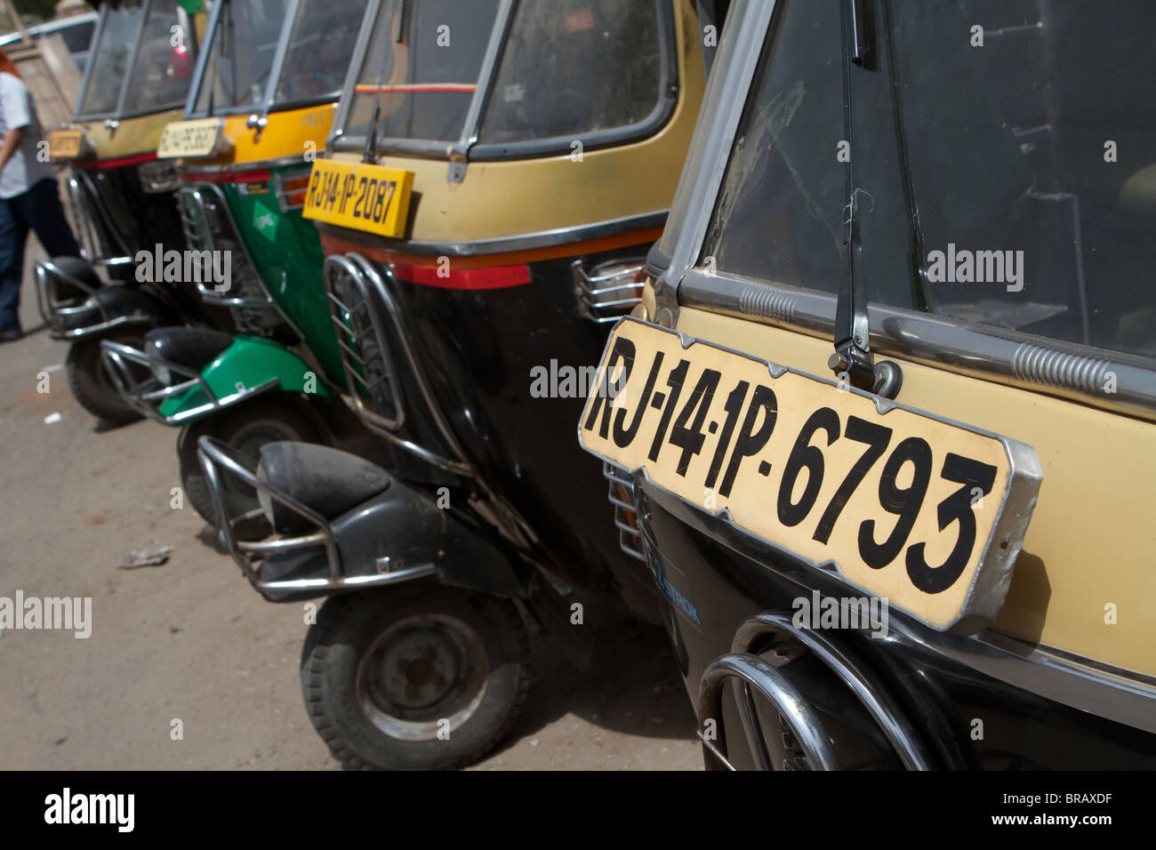 Rickshaw number plate hi-res stock photography and images - Alamy