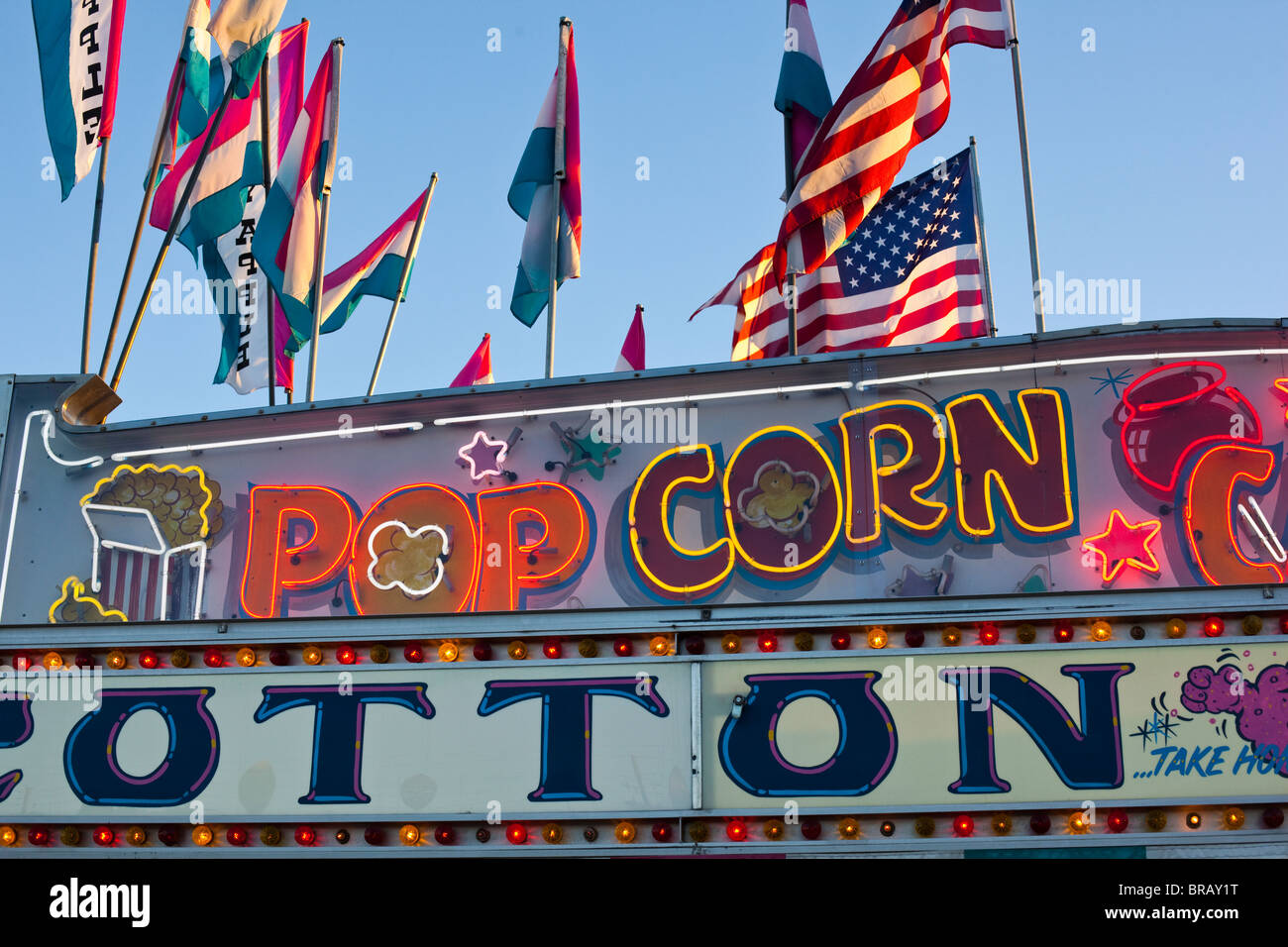 Popcorn stand at the fair Stock Photo - Alamy