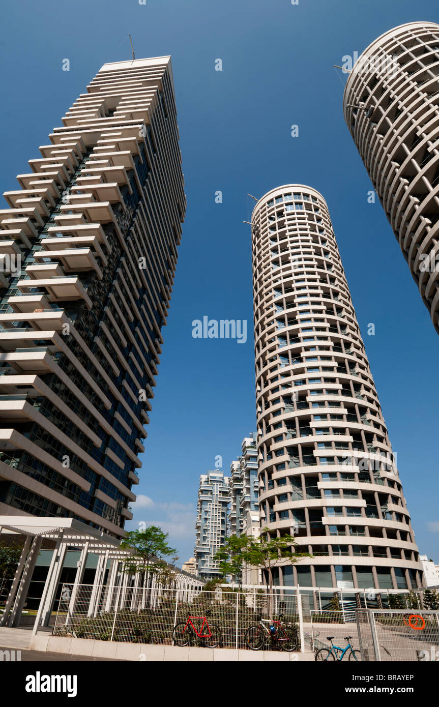 Tel Aviv Residential Hi Rises Stock Photo - Alamy
