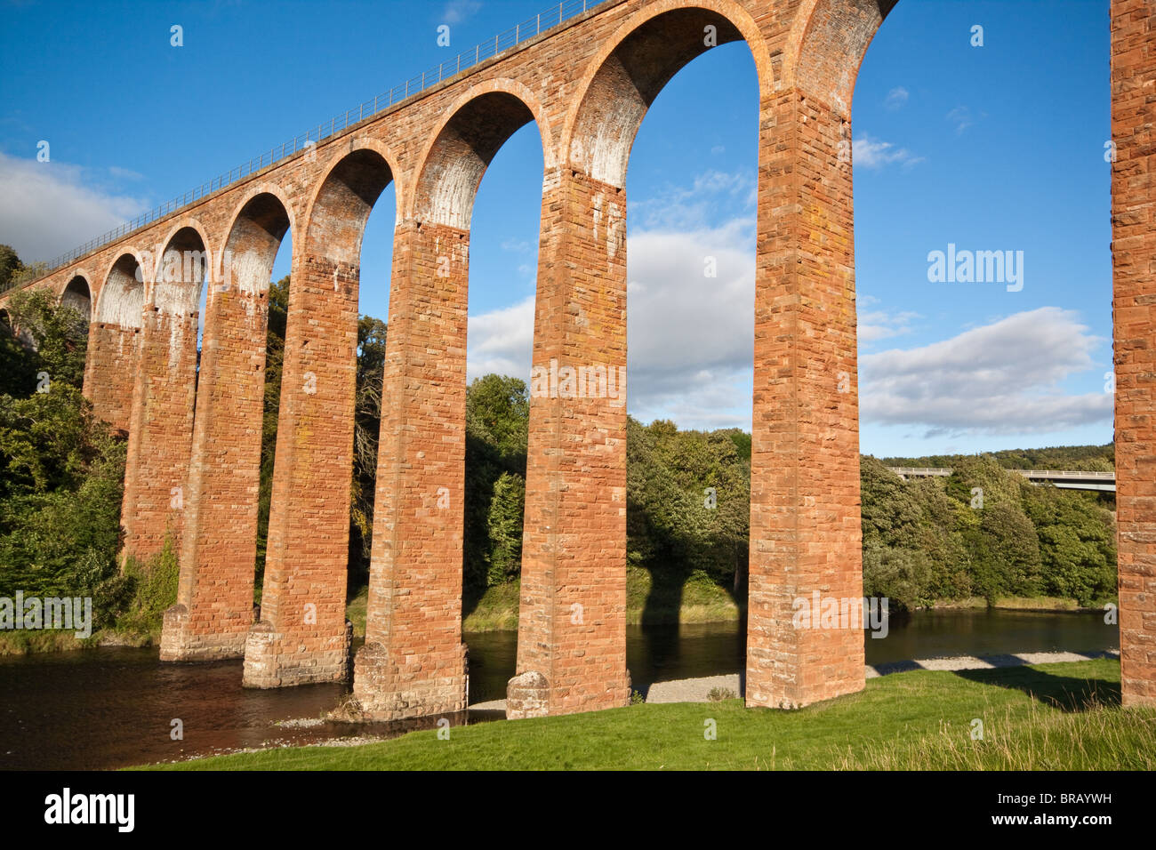 Leaderfoot Railway Viaduct over the River Tweed Near Melrose Stock ...