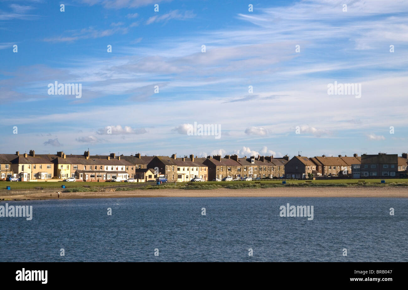 Coast homes uk hi-res stock photography and images - Alamy