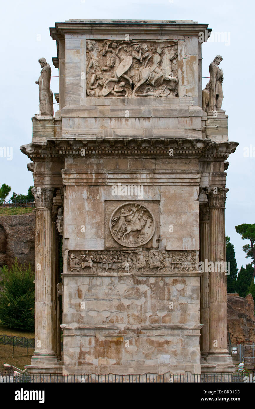 Arch of Constantine (side view), Rome, Italy Stock Photo - Alamy