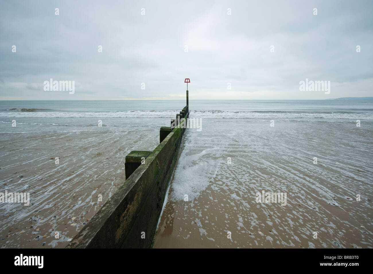 Spring beach weather hi-res stock photography and images - Alamy