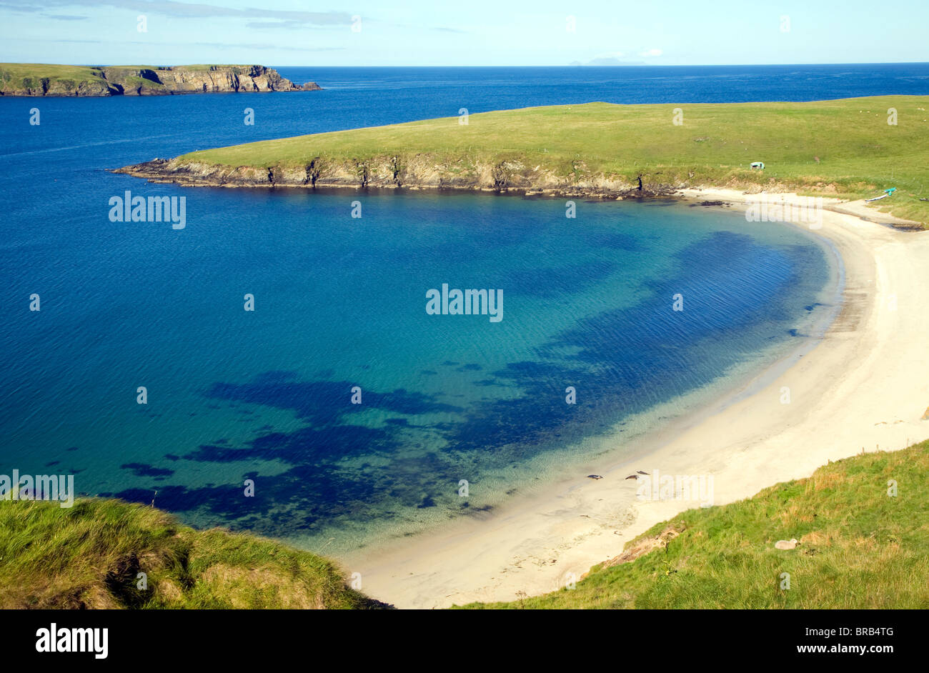 Sandy beach, Bay of Scousburgh, Shetland Islands, Scotland Stock Photo ...