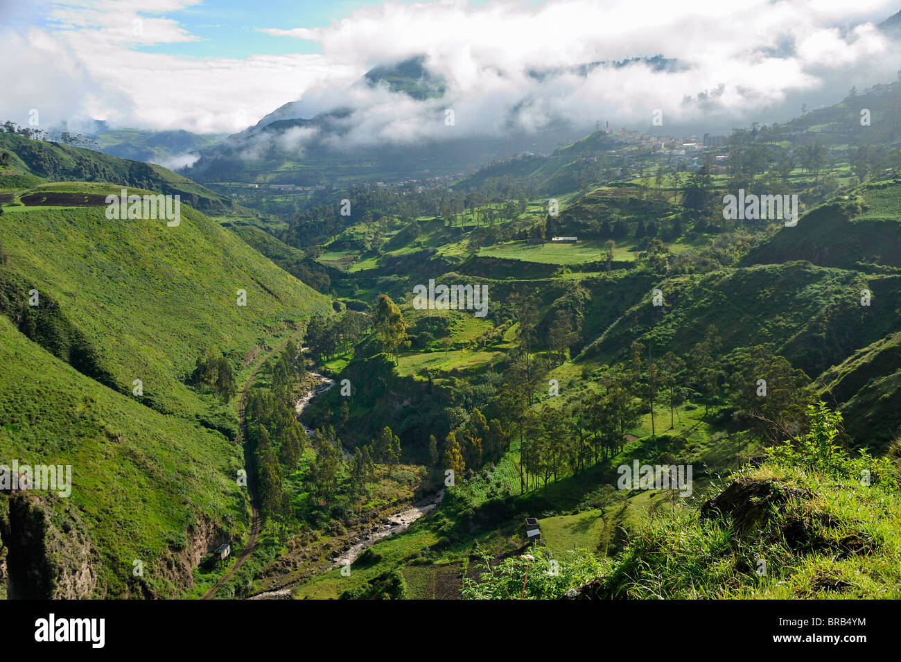 Scenery on Devils Nose rail journey, Alausi to Sibambe, Ecuador Stock ...