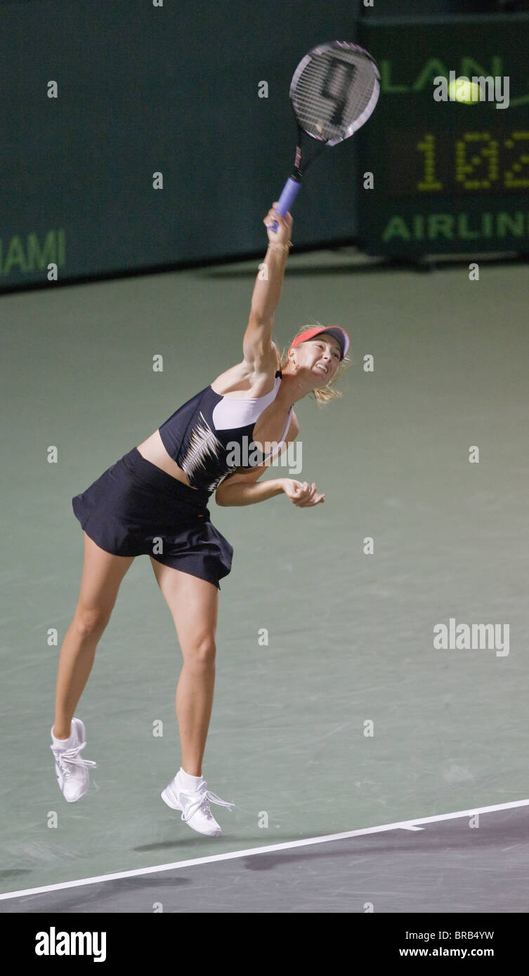Maria Sharapova Playing Tennis High Resolution Stock Photography and ...