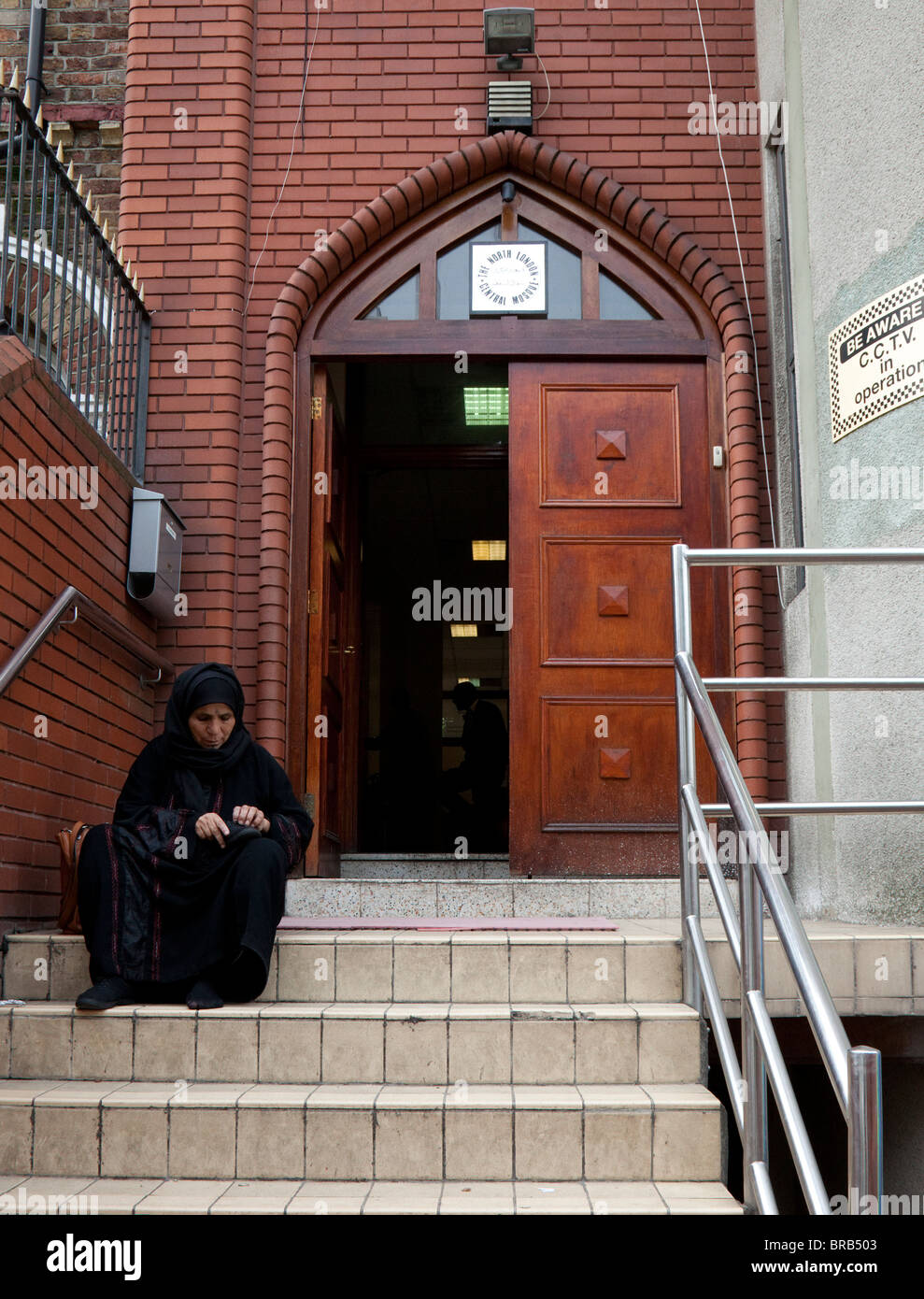 North london church mosque hi-res stock photography and images - Alamy
