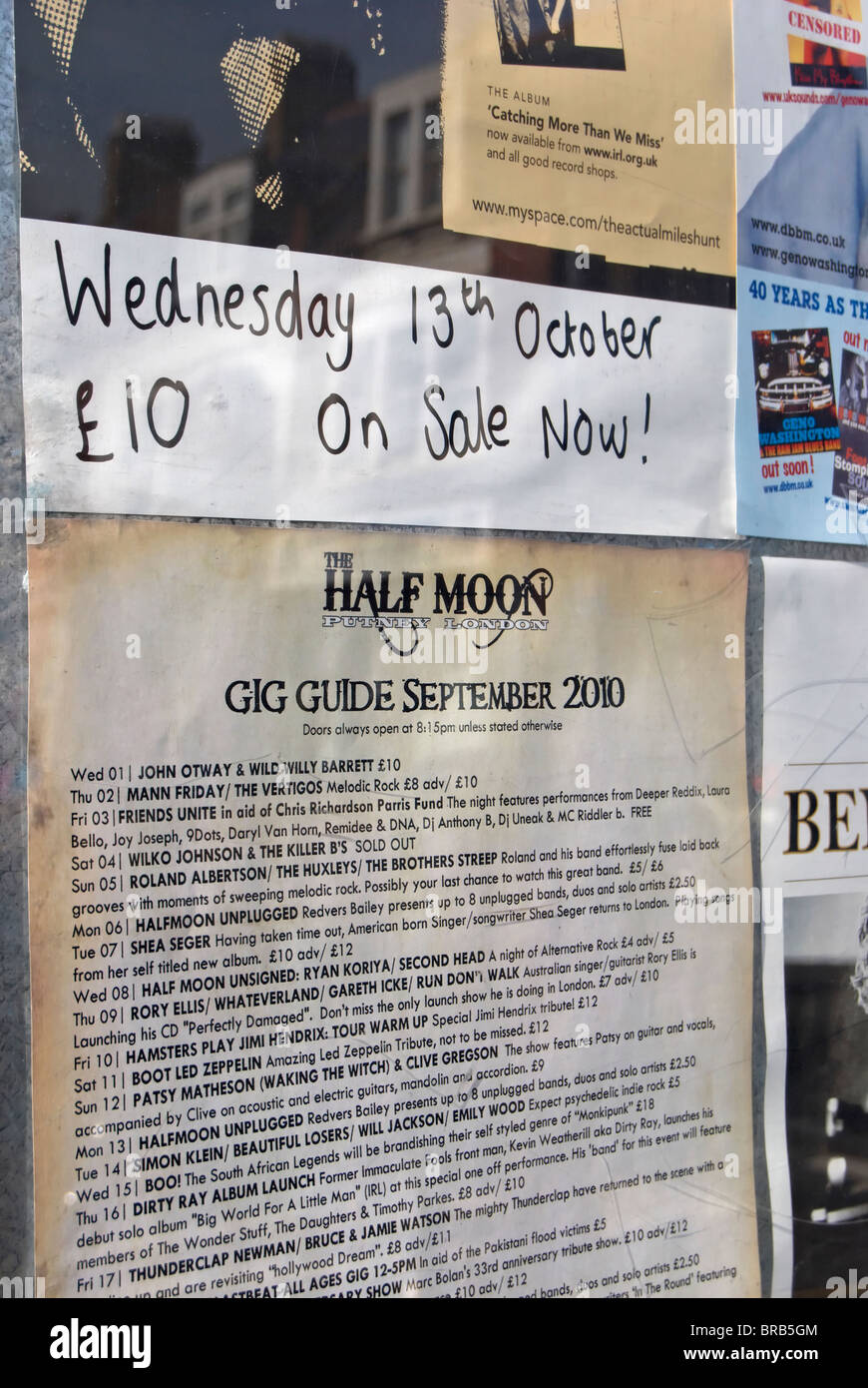 Half moon pub putney hi-res stock photography and images - Alamy