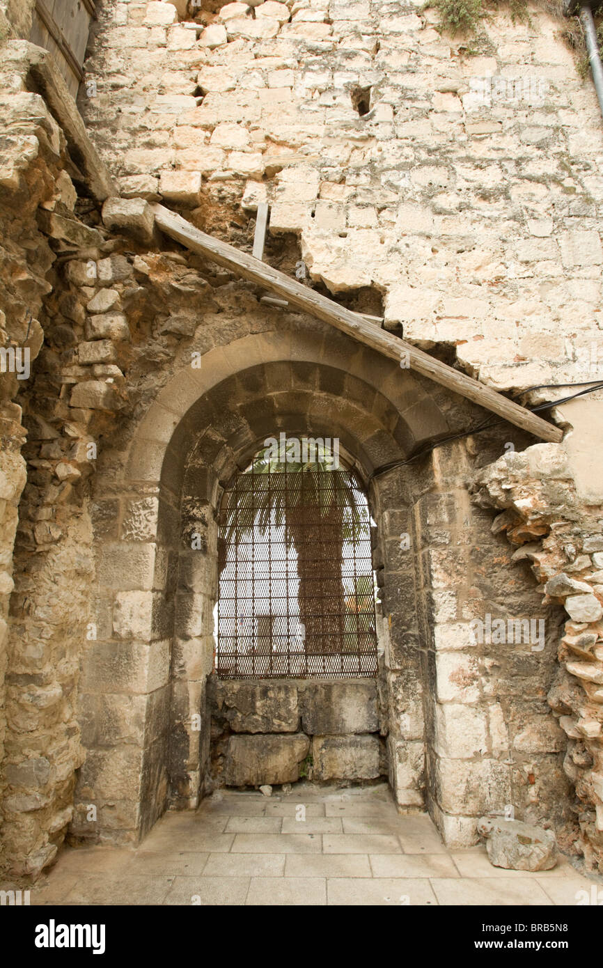 Old brick wall fort hi-res stock photography and images - Alamy