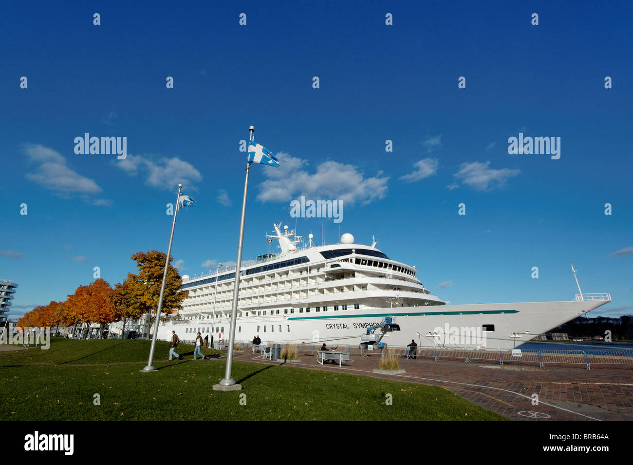 Cruise ship quebec hi-res stock photography and images - Alamy