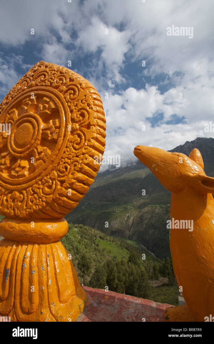 The Boudhanath's wheel of Dharmaon the shashur gompa in keylong Stock ...
