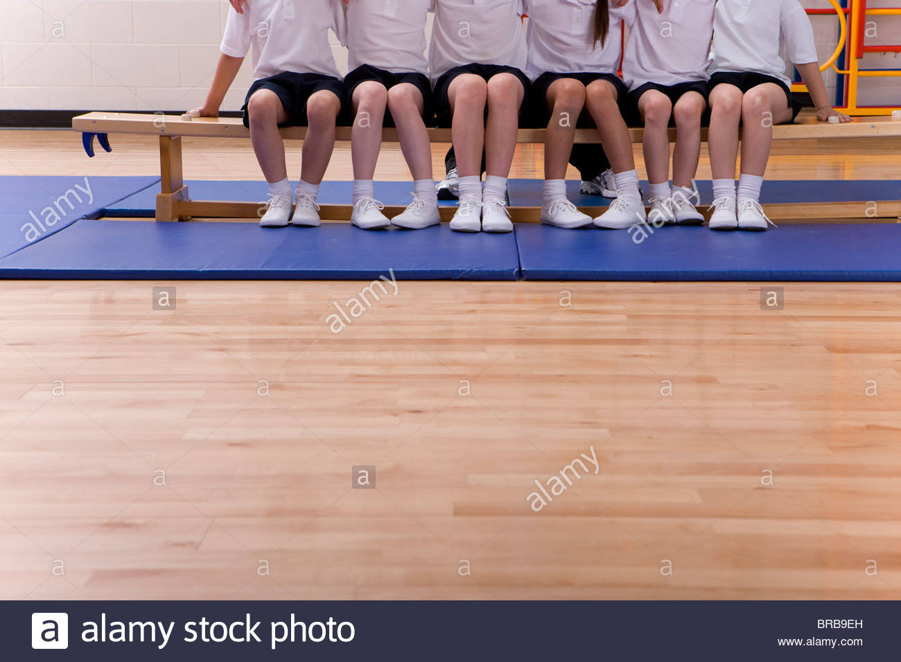 Children Sitting On Bench In Stock Photos & Children Sitting On Bench ...