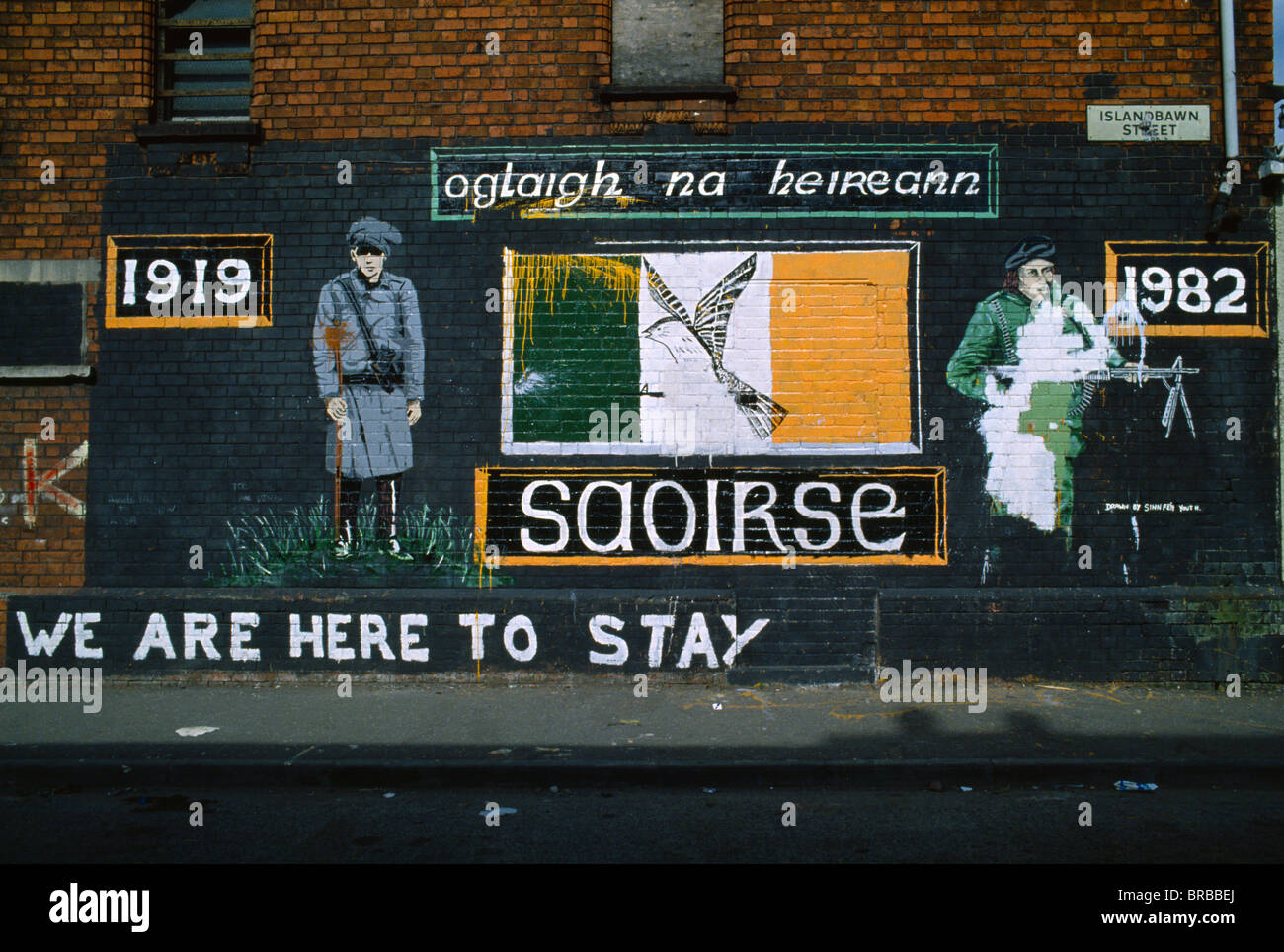 Northern Ireland, Belfast, Falls Road, Irish Republican Mural On Side ...