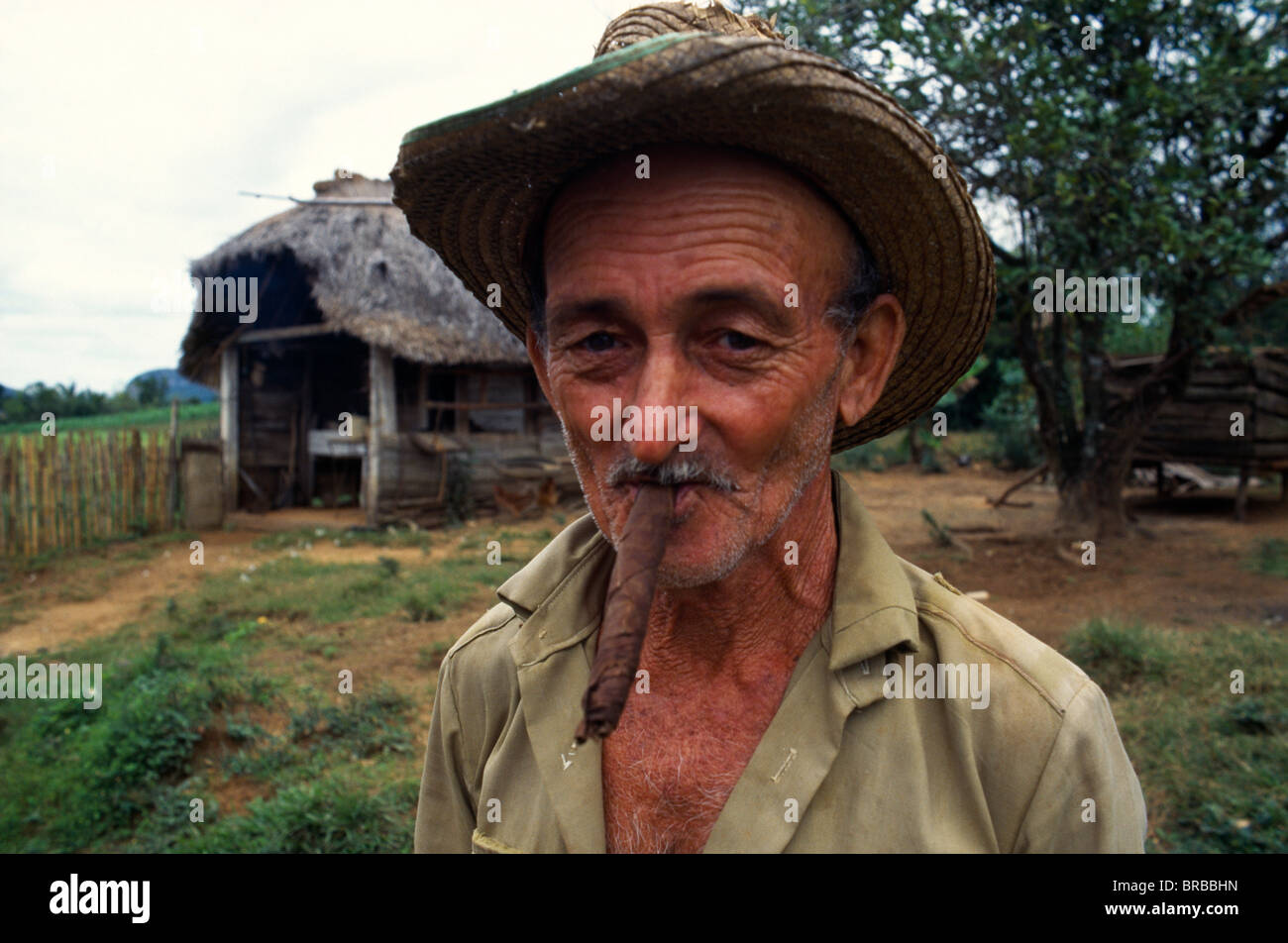 Cuban male portraits hi-res stock photography and images - Alamy