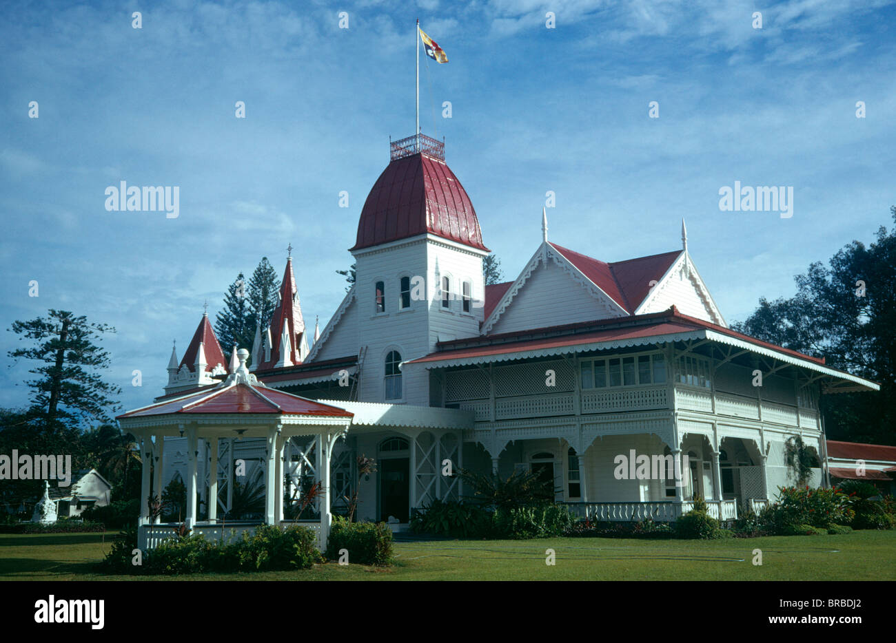 Tonga royal residence hi-res stock photography and images - Alamy