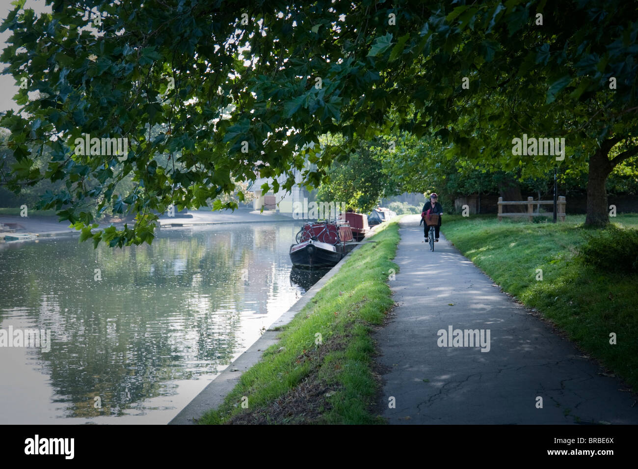 Passing along embankment hi-res stock photography and images - Alamy