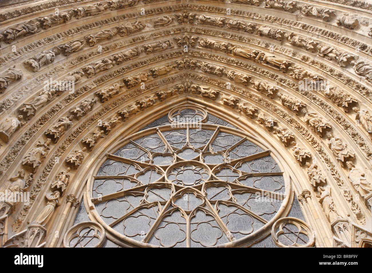 Mary's gate rose window, Reims Cathedral, UNESCO World Heritage Site ...