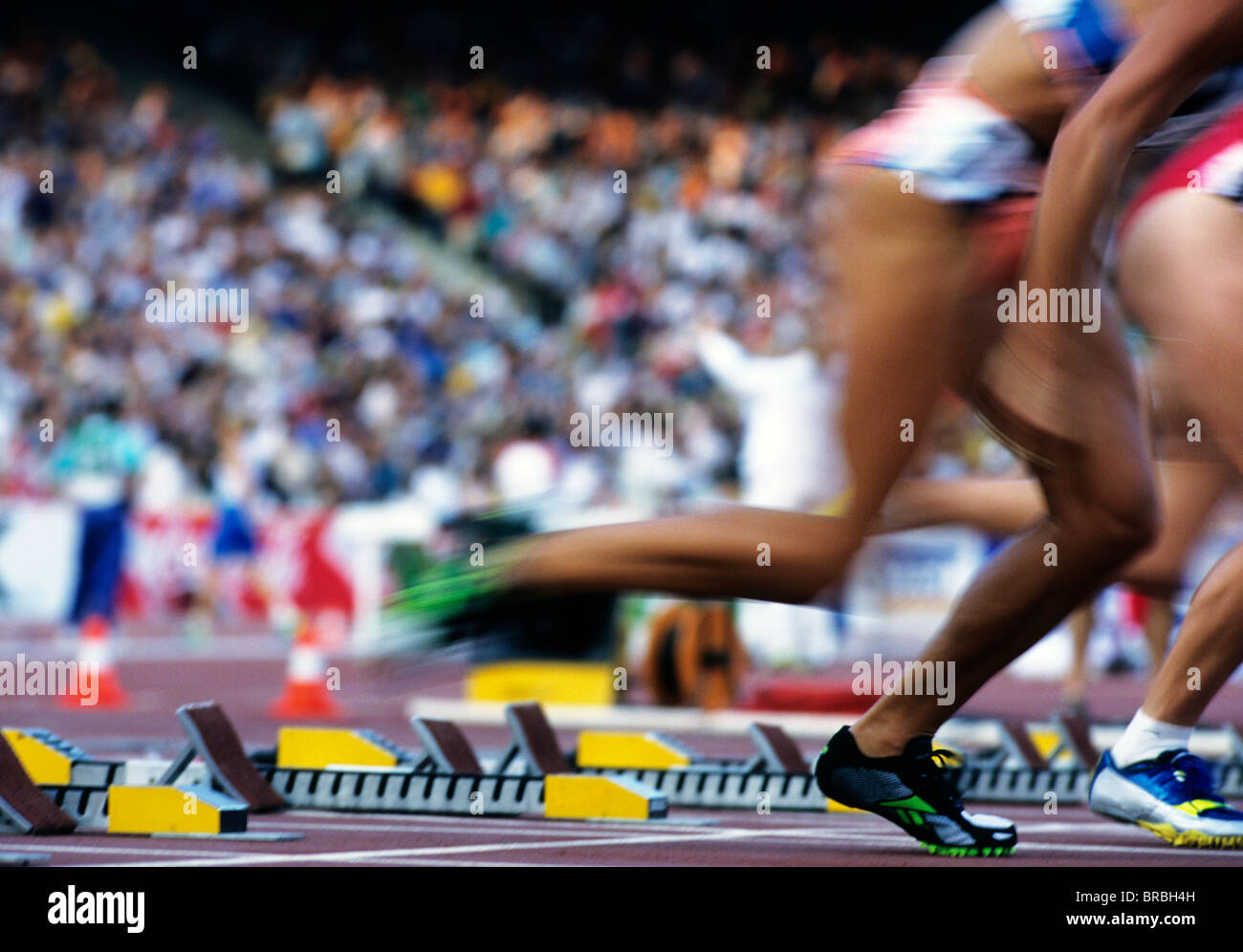 Runners blocks hi-res stock photography and images - Alamy